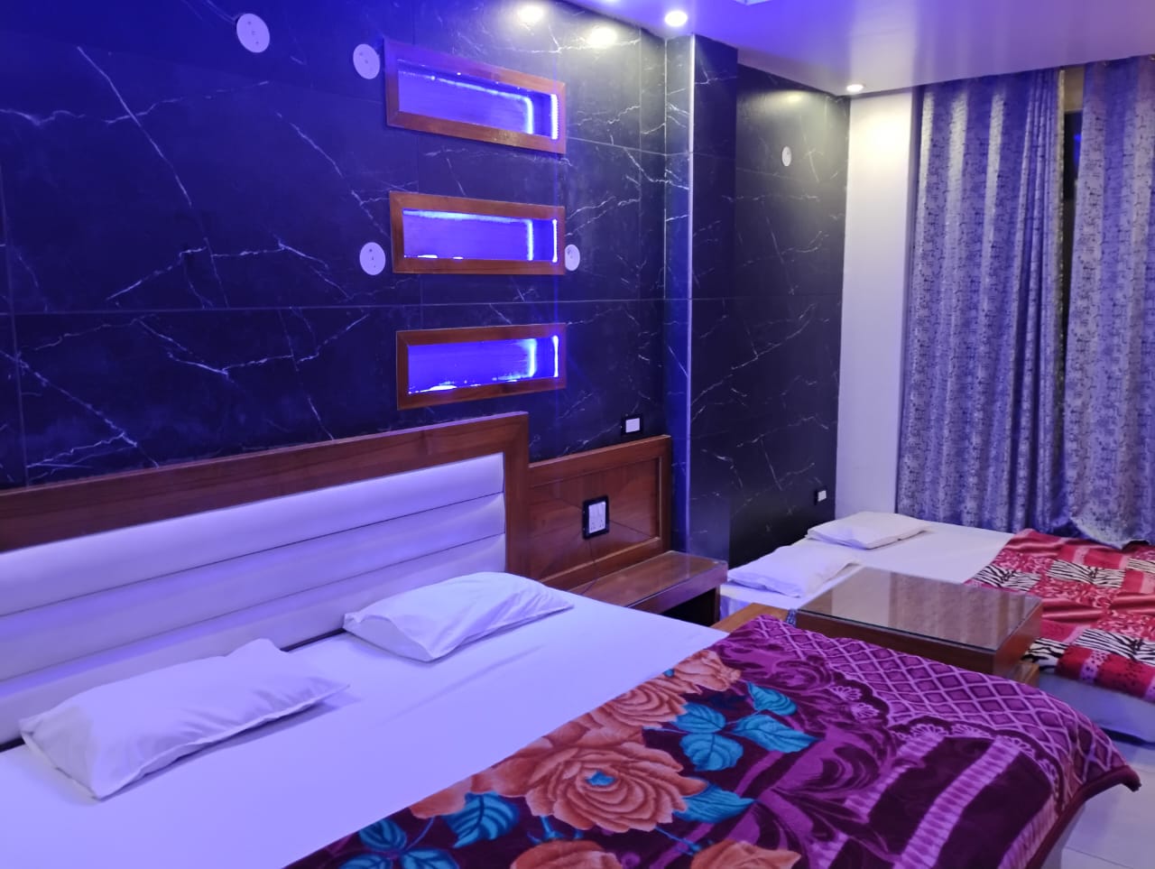Amenities of DHAN LUXMI