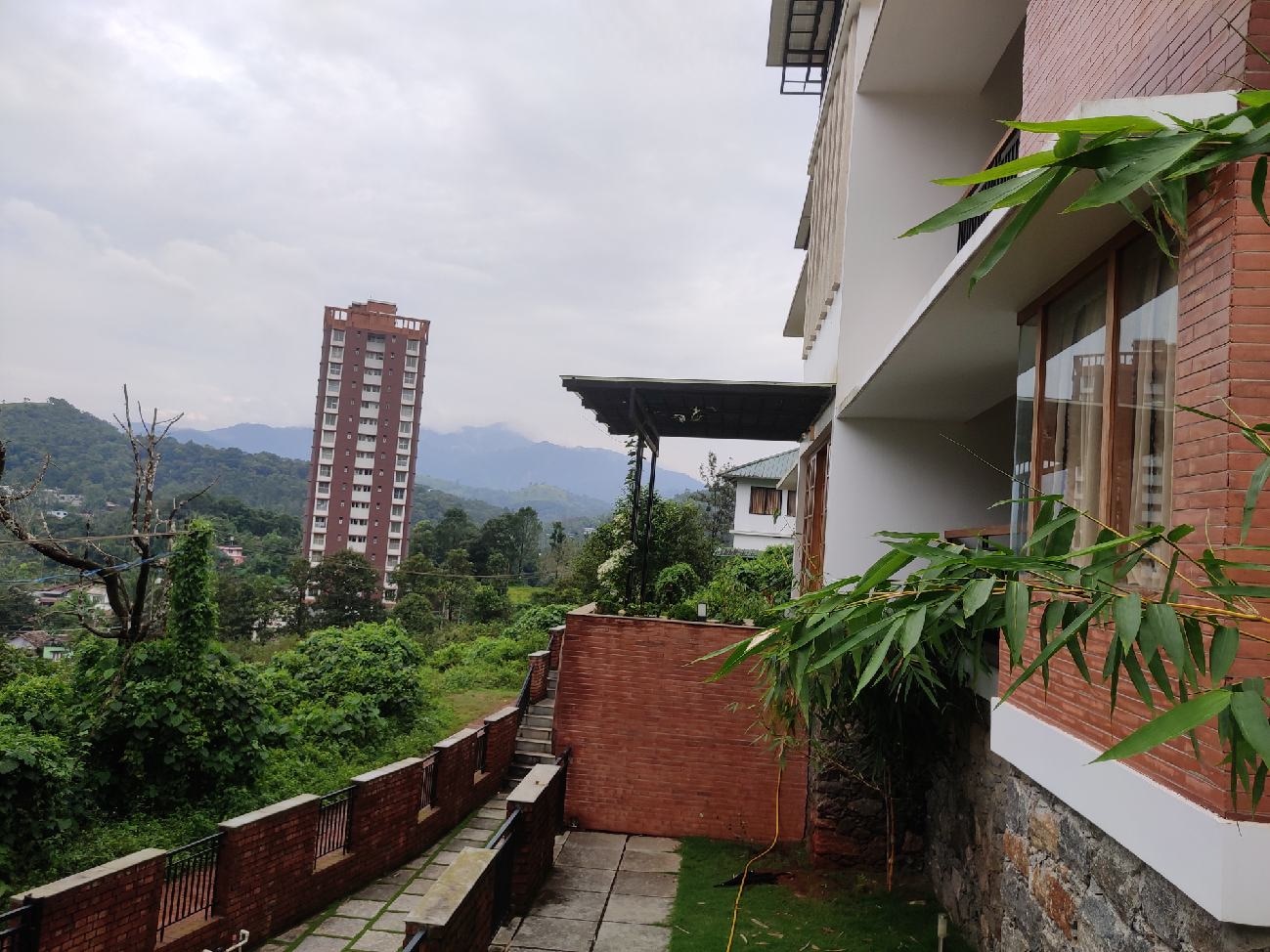 Janvy Suites | Mountain-view Rooms 𝗕𝗢𝗢𝗞 Wayanad Villa