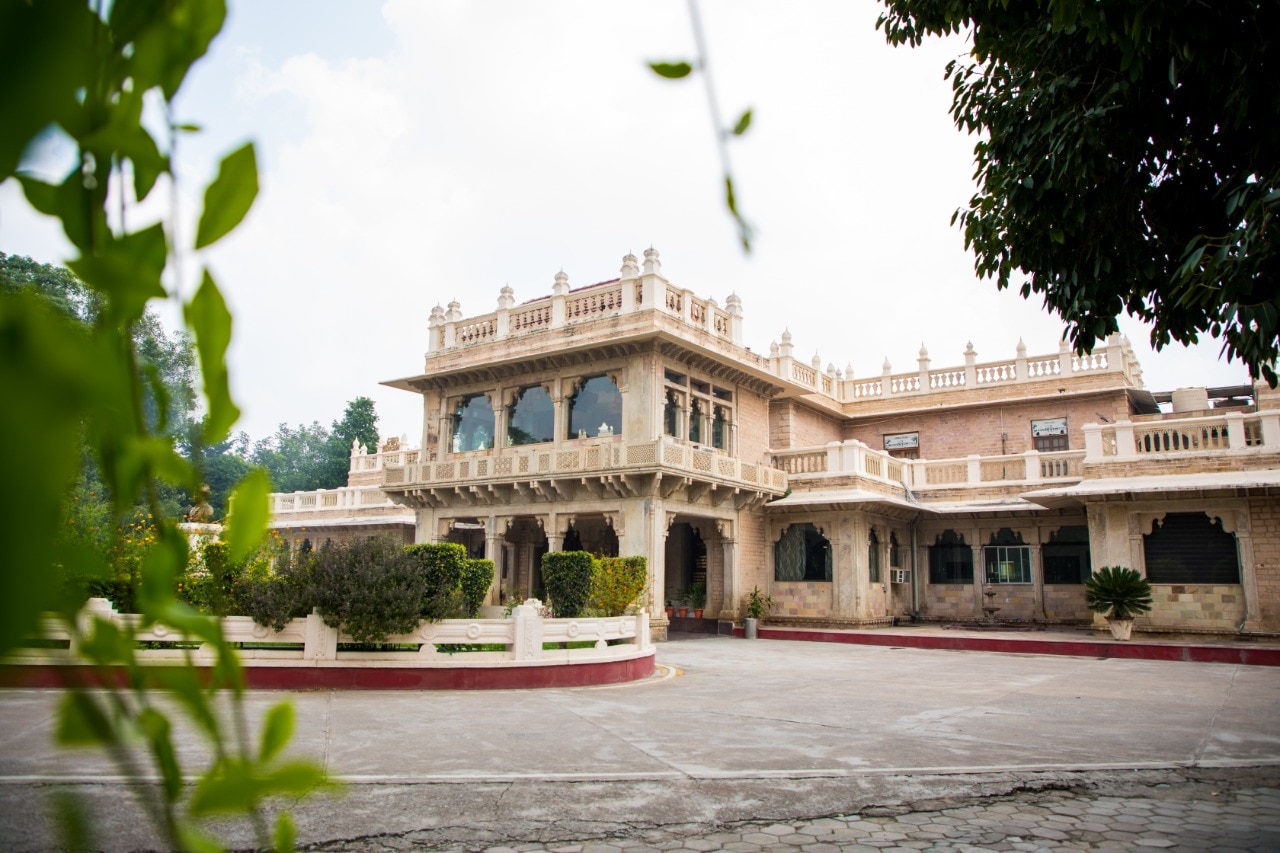 Jiwaji Club 𝗕𝗢𝗢𝗞 Gwalior Palace