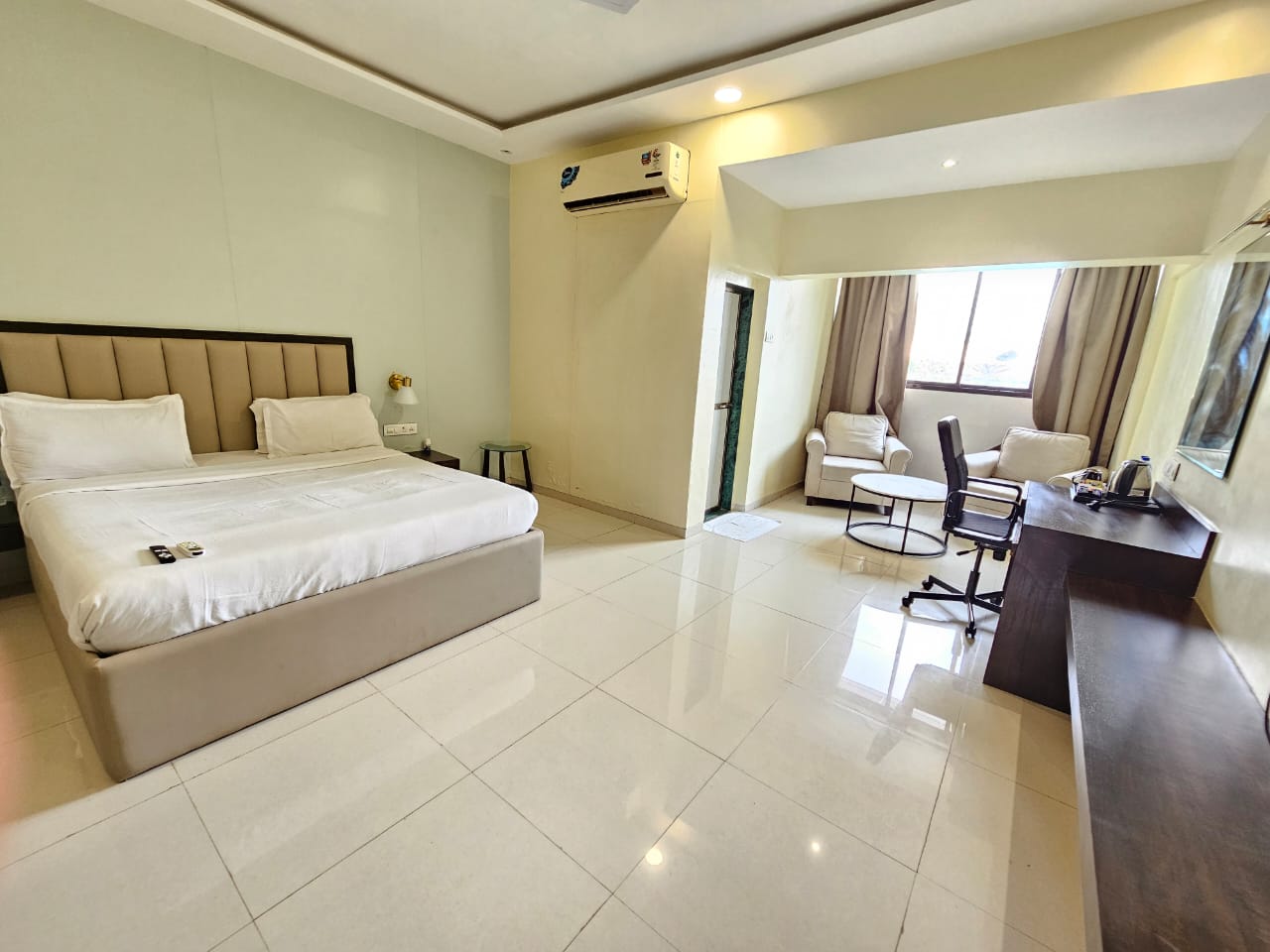 Turtle Hotel Mumbai - Reviews, Photos & Offer