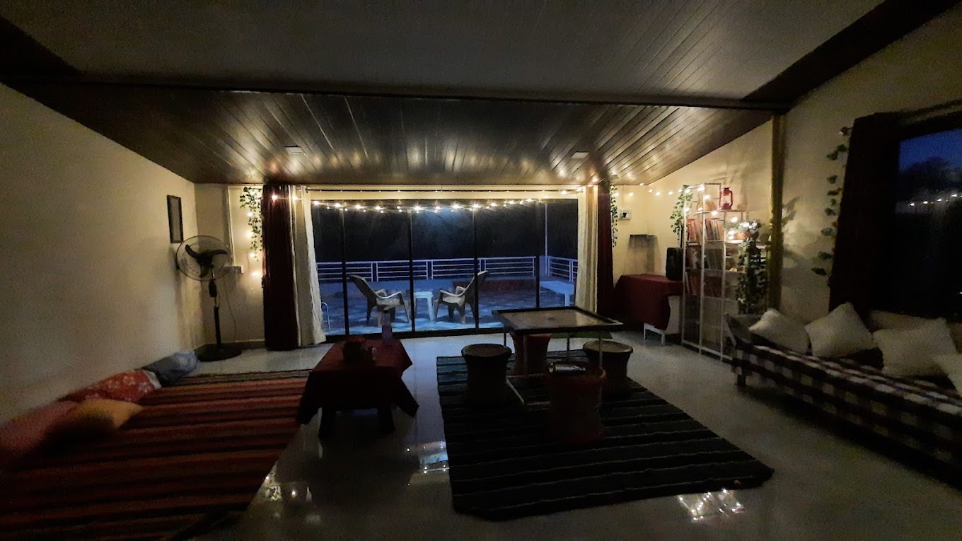 Costel Malvan 𝗕𝗢𝗢𝗞 Malvan Hostel