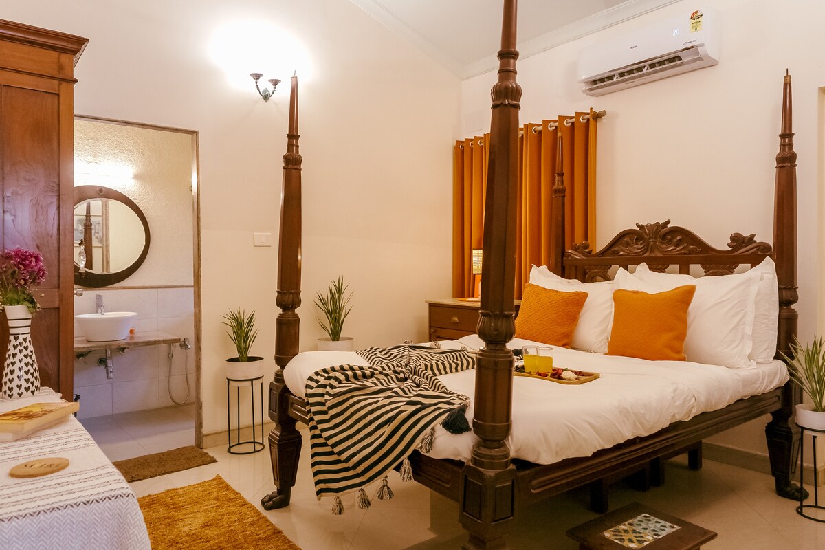 Amenities of 3BR villa w/ Pool & Bathtub | 8mins from beach by Savera Stays