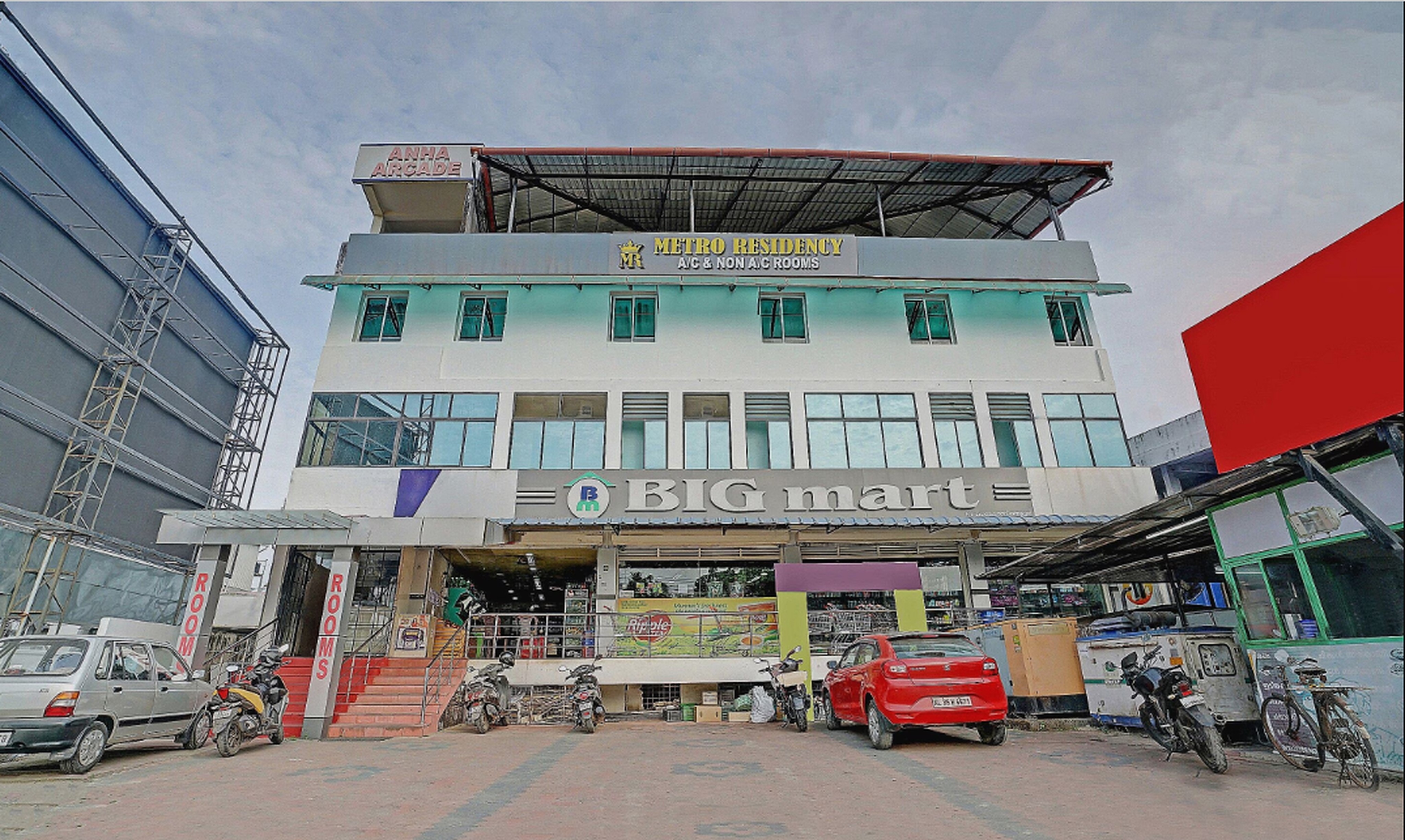 Metro Residency Nettoor 𝗕𝗢𝗢𝗞 Cochin Hotel