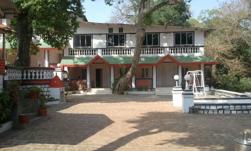 Hotel Paramount Matheran - Reviews, Photos & Offer