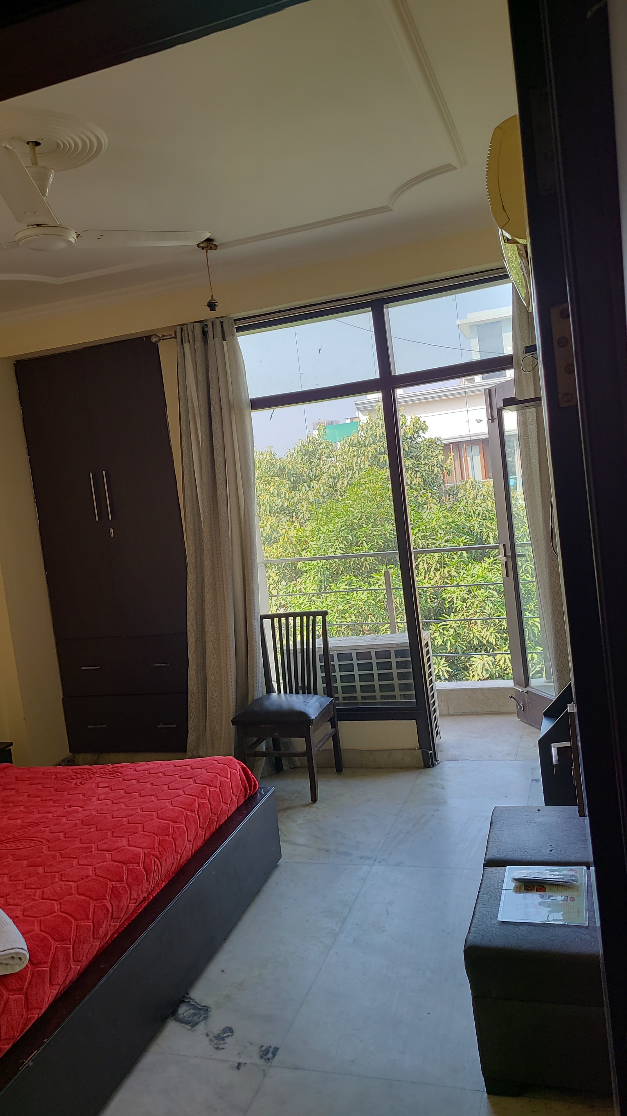 New Stay 𝗕𝗢𝗢𝗞 Delhi Homestay