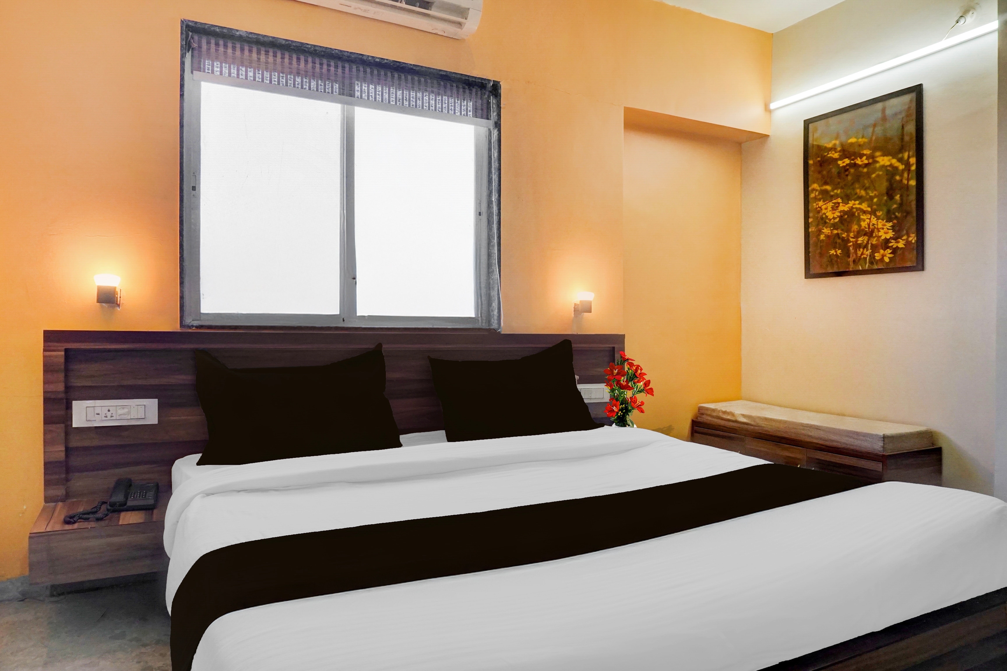 Super Townhouse Ambegaon Road Katraj Formerly White Castle Hotel Pune ...