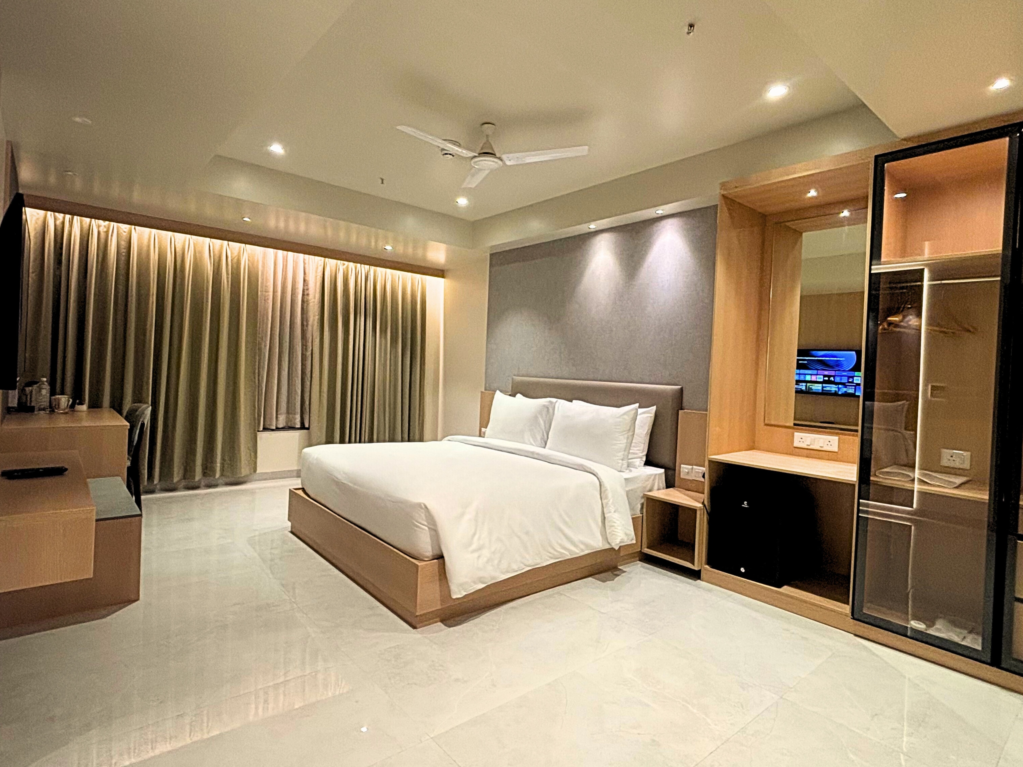 The Fern Habitat Pune, Mundhwa, Series by Marriott 𝗕𝗢𝗢𝗞 Pune Hotel