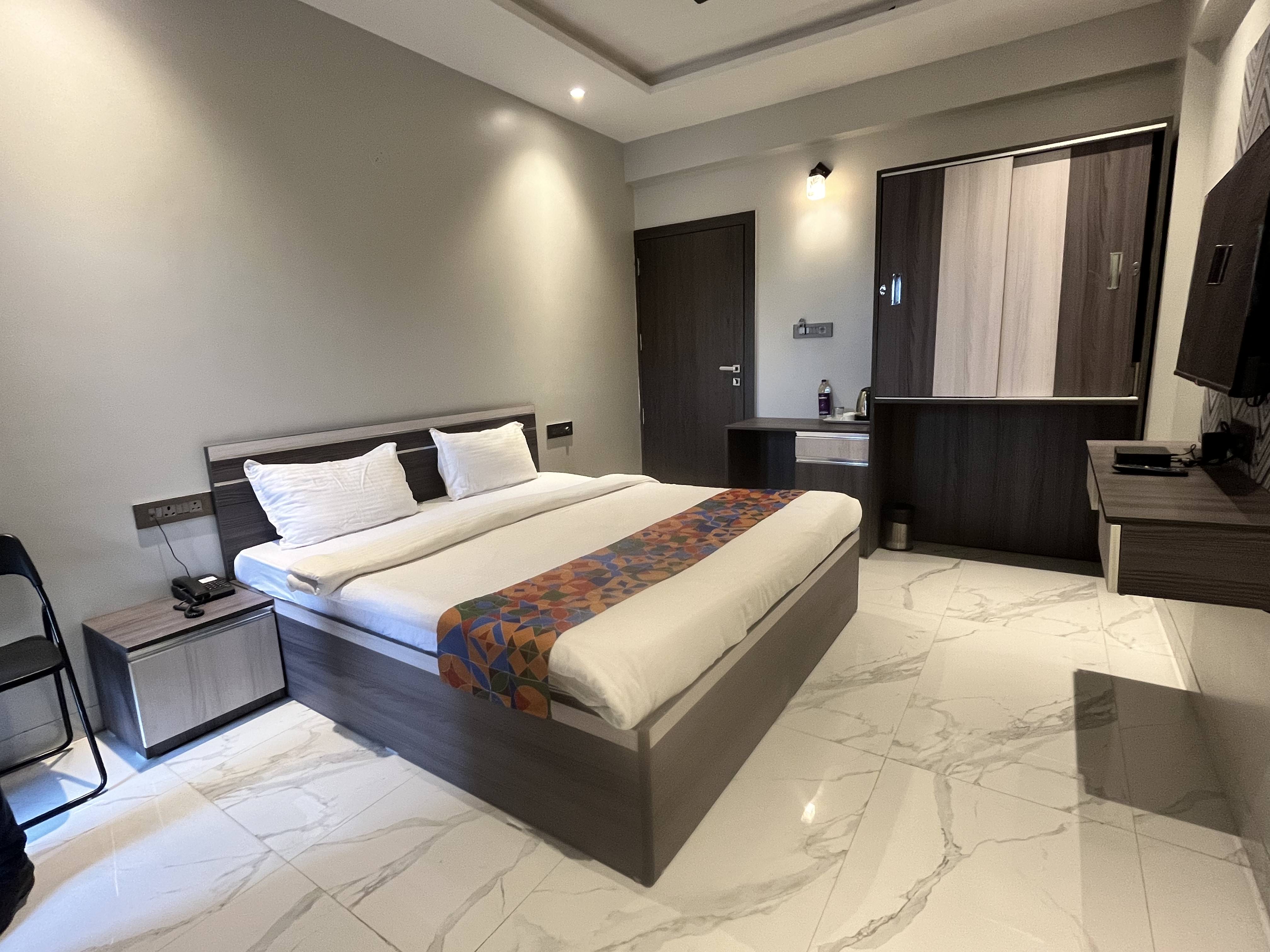 VITS Select Kharadi Pune 𝗕𝗢𝗢𝗞 Pune Hotel