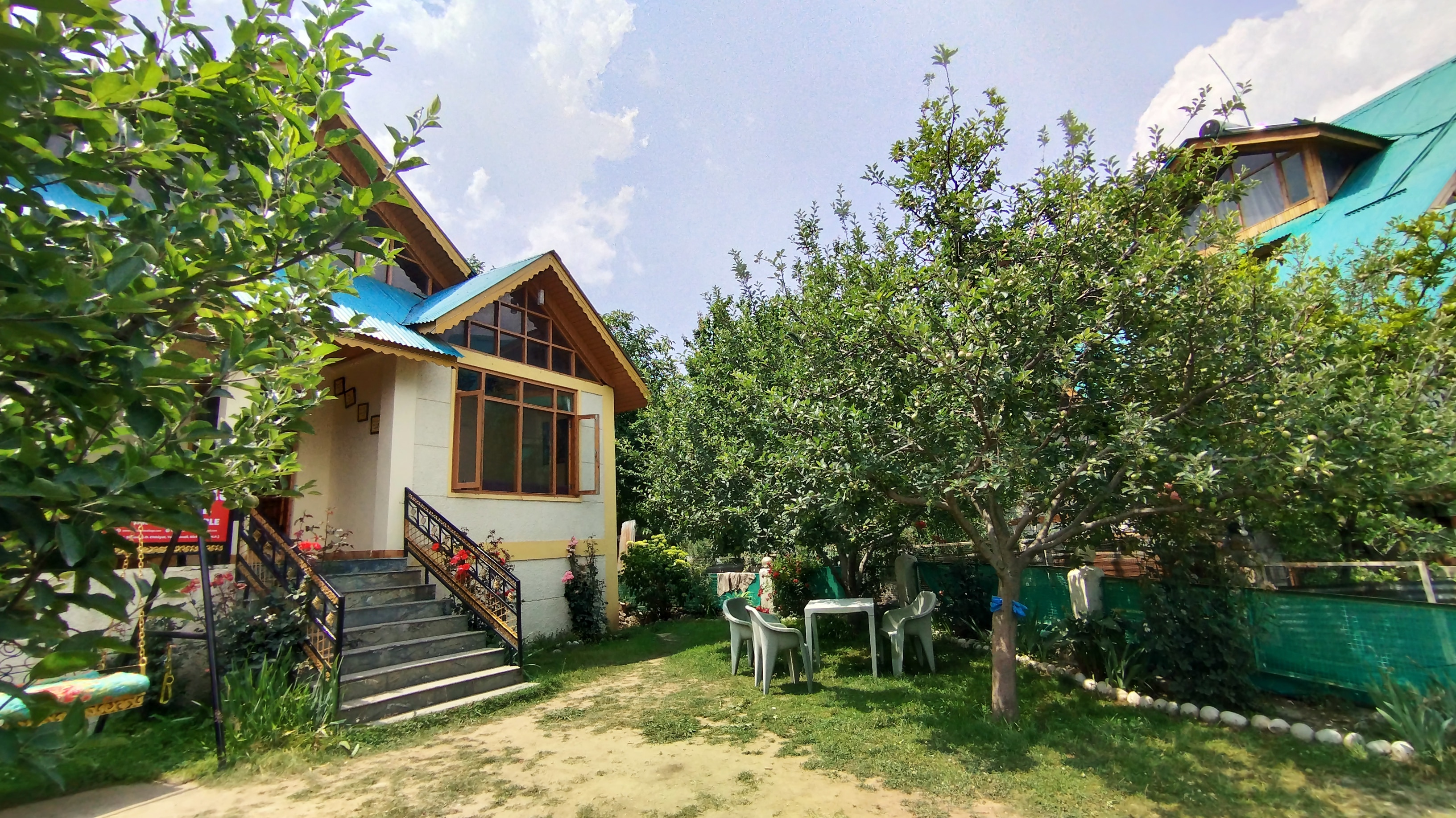 Royal Apple Cottage 𝗕𝗢𝗢𝗞 Manali Cottage