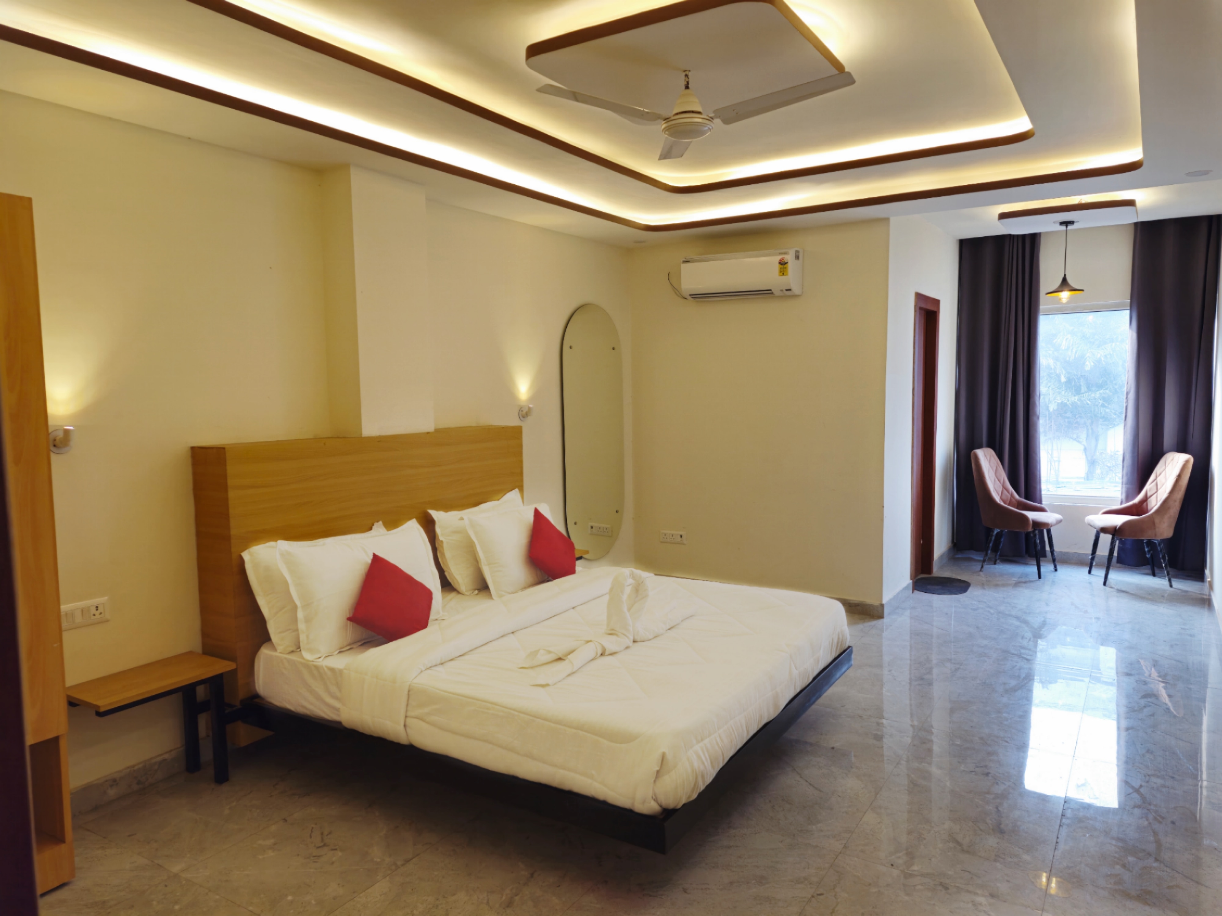 The Hinga Resort & Marriage Lawn, Barabanki 𝗕𝗢𝗢𝗞 Bara Banki Hotel