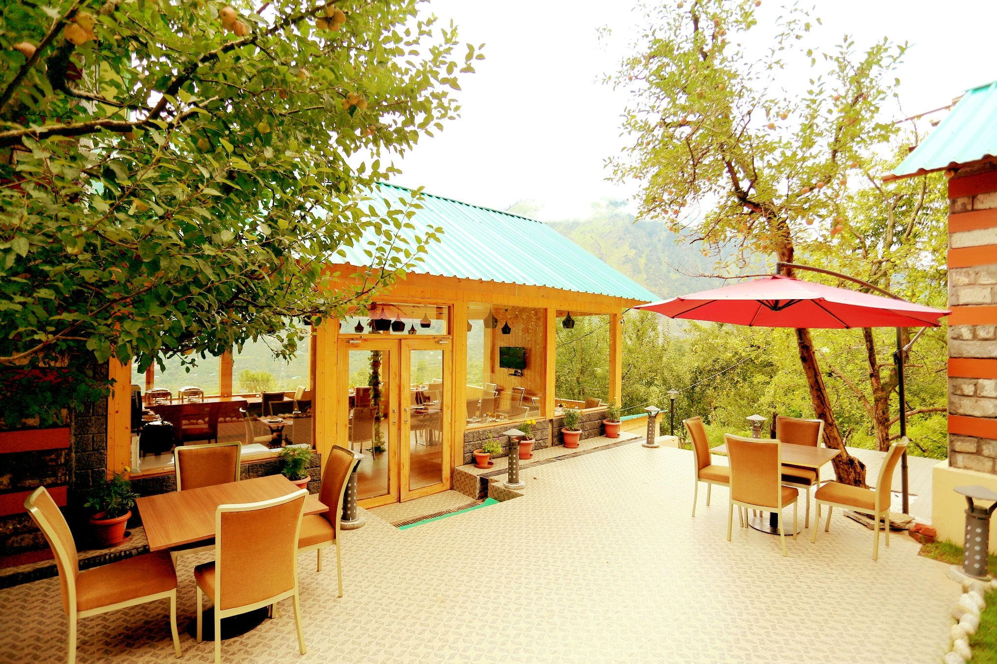 Amara Resorts 𝗕𝗢𝗢𝗞 Manali Resort