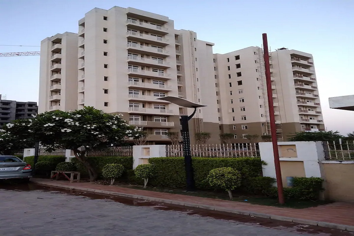 Taj View Apartments 𝗕𝗢𝗢𝗞 Shamsabad Apartment