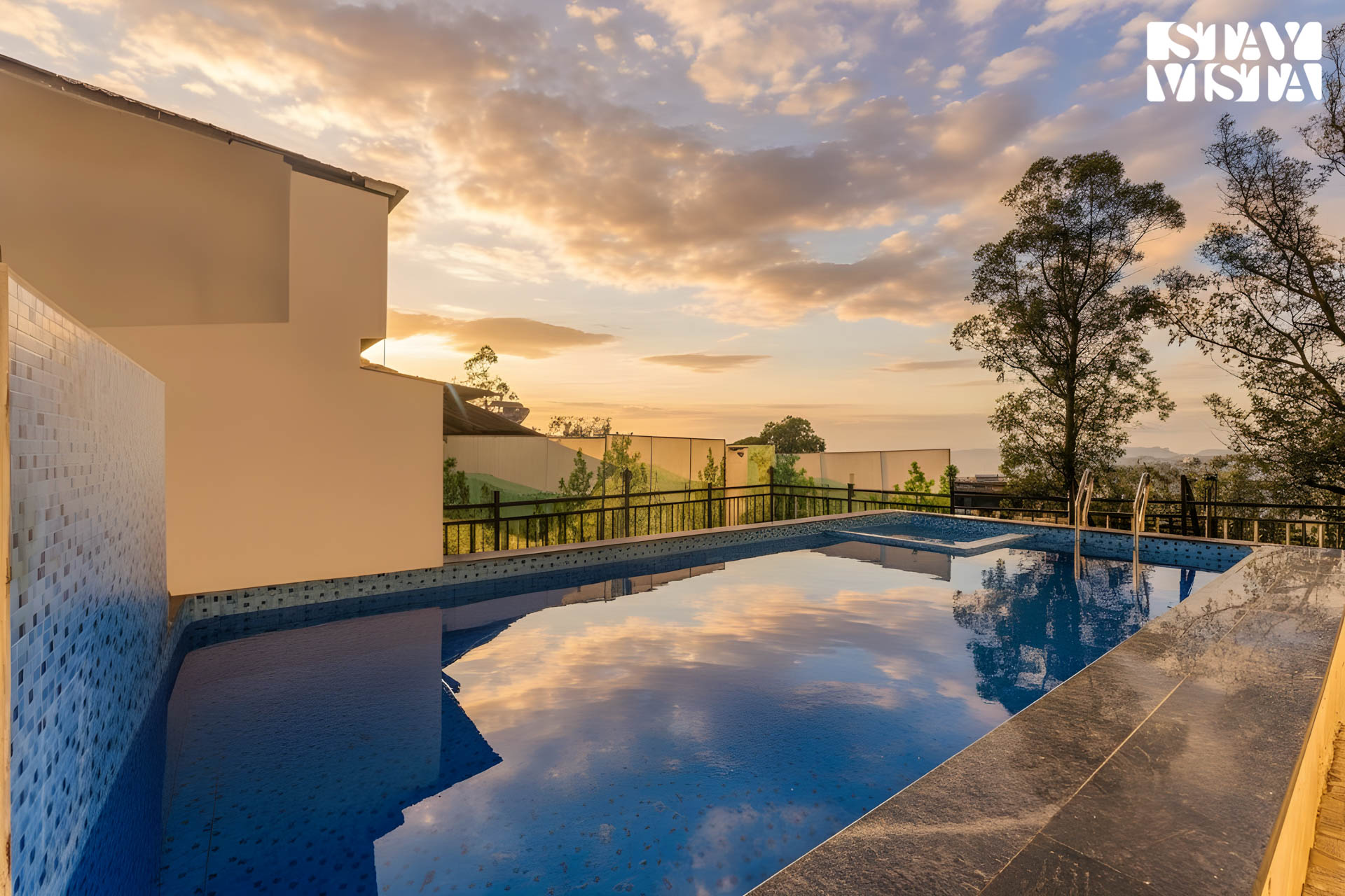 StayVista at The Green Nook 𝗕𝗢𝗢𝗞 Mahabaleshwar Villa