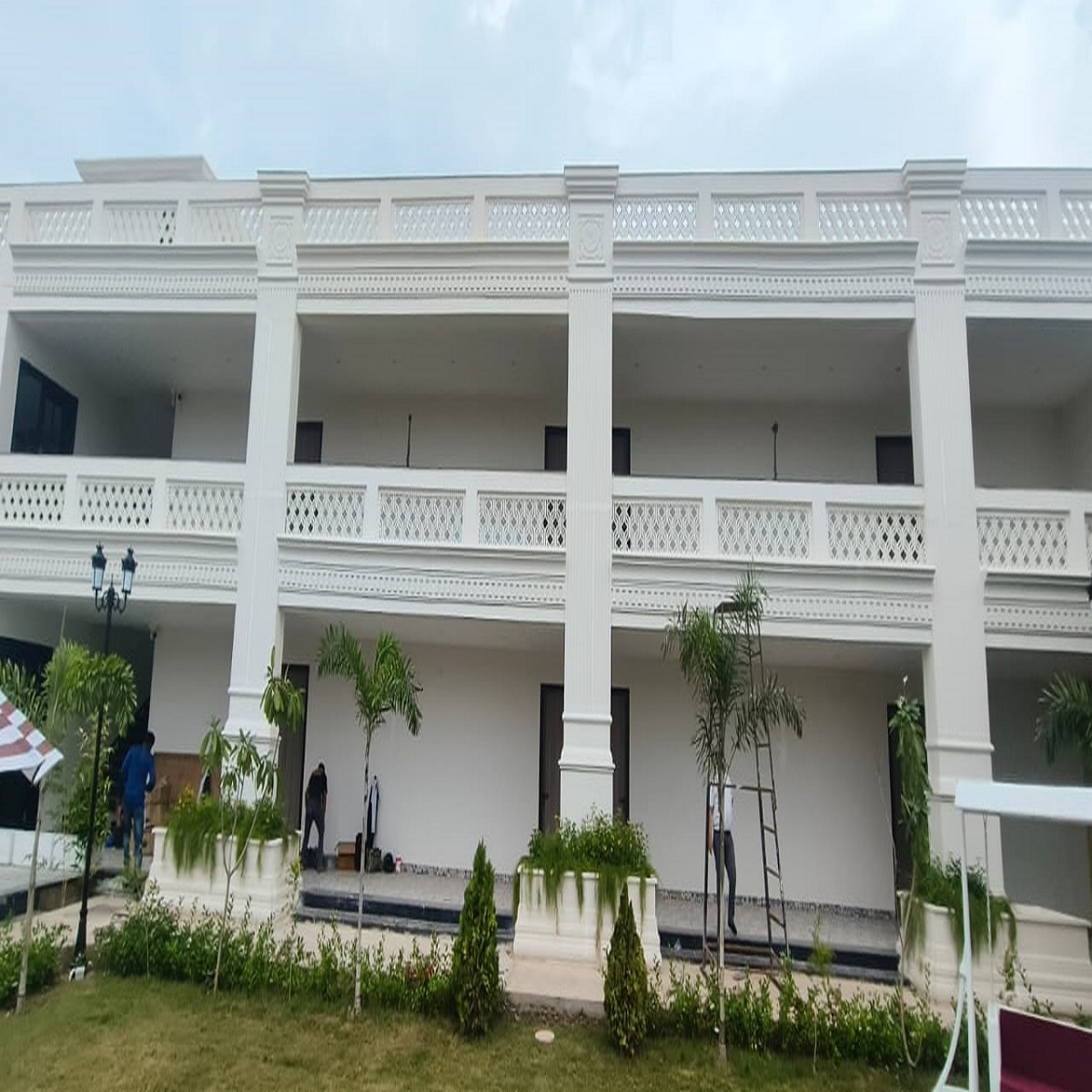 Amenities of Royal Resortica Lucknow