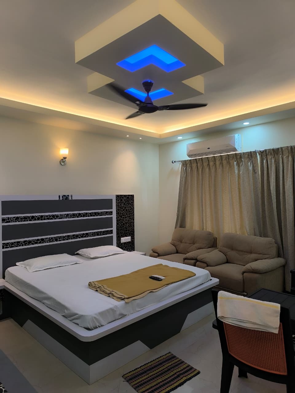 Kanha Homestay | Entire Studio Apartment | 700M To Puri Beach Puri ...