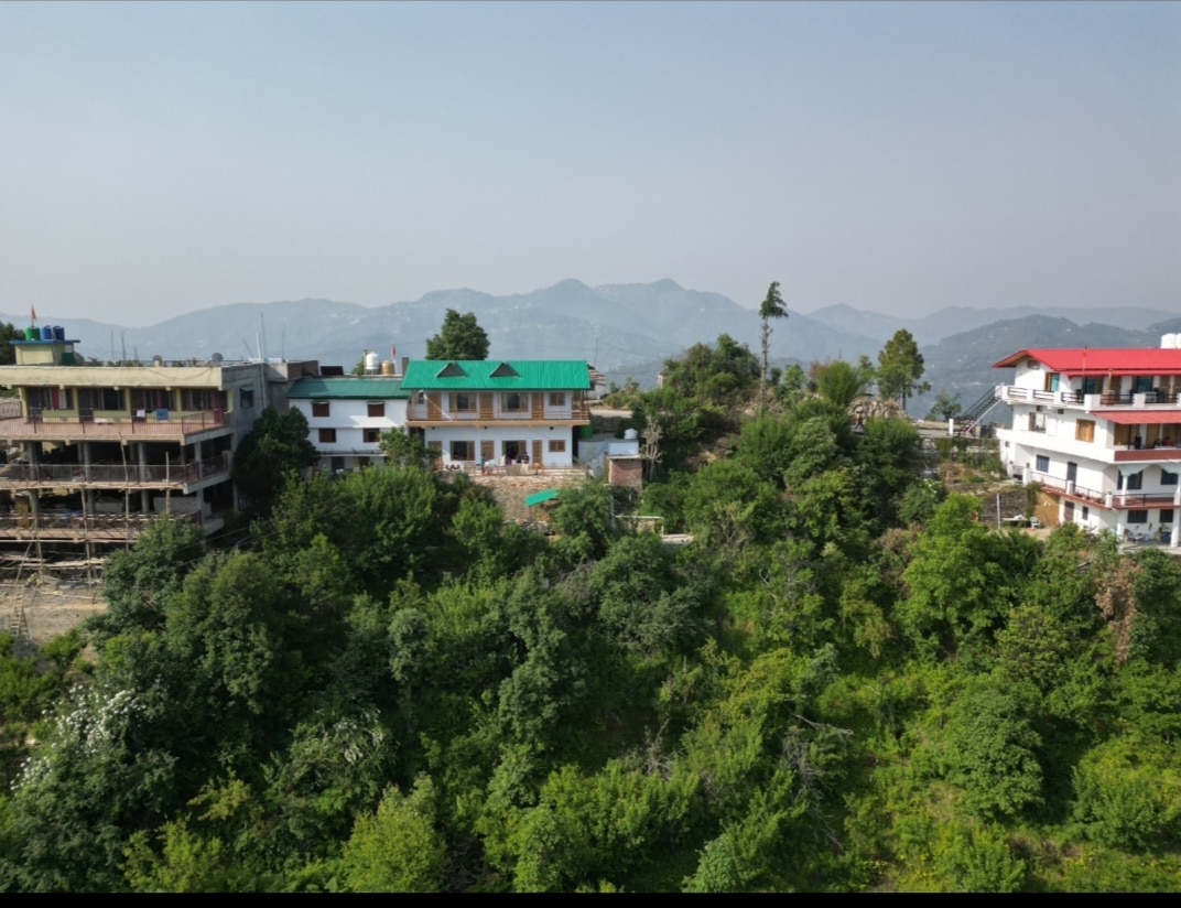 Ababil Homestay 𝗕𝗢𝗢𝗞 Mukteshwar Homestay