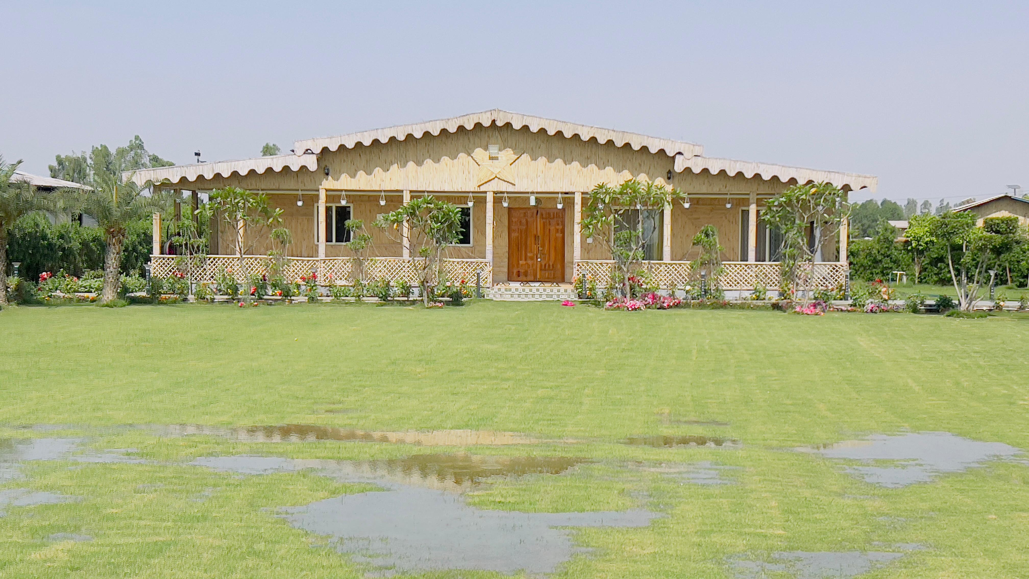 Vanraj Farm's 𝗕𝗢𝗢𝗞 Noida Farm House