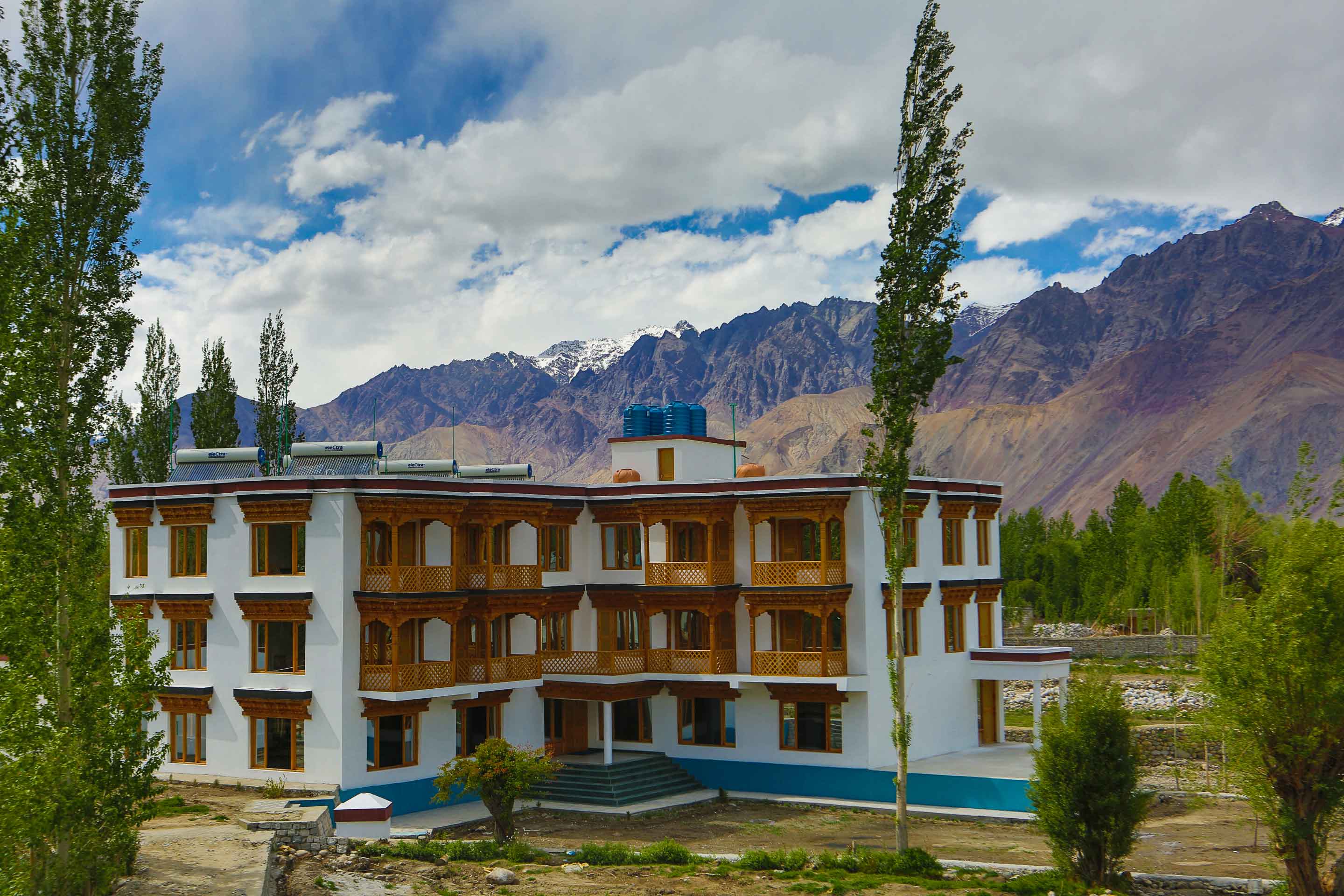 Hunder Residency 𝗕𝗢𝗢𝗞 Nubra Valley Hotel