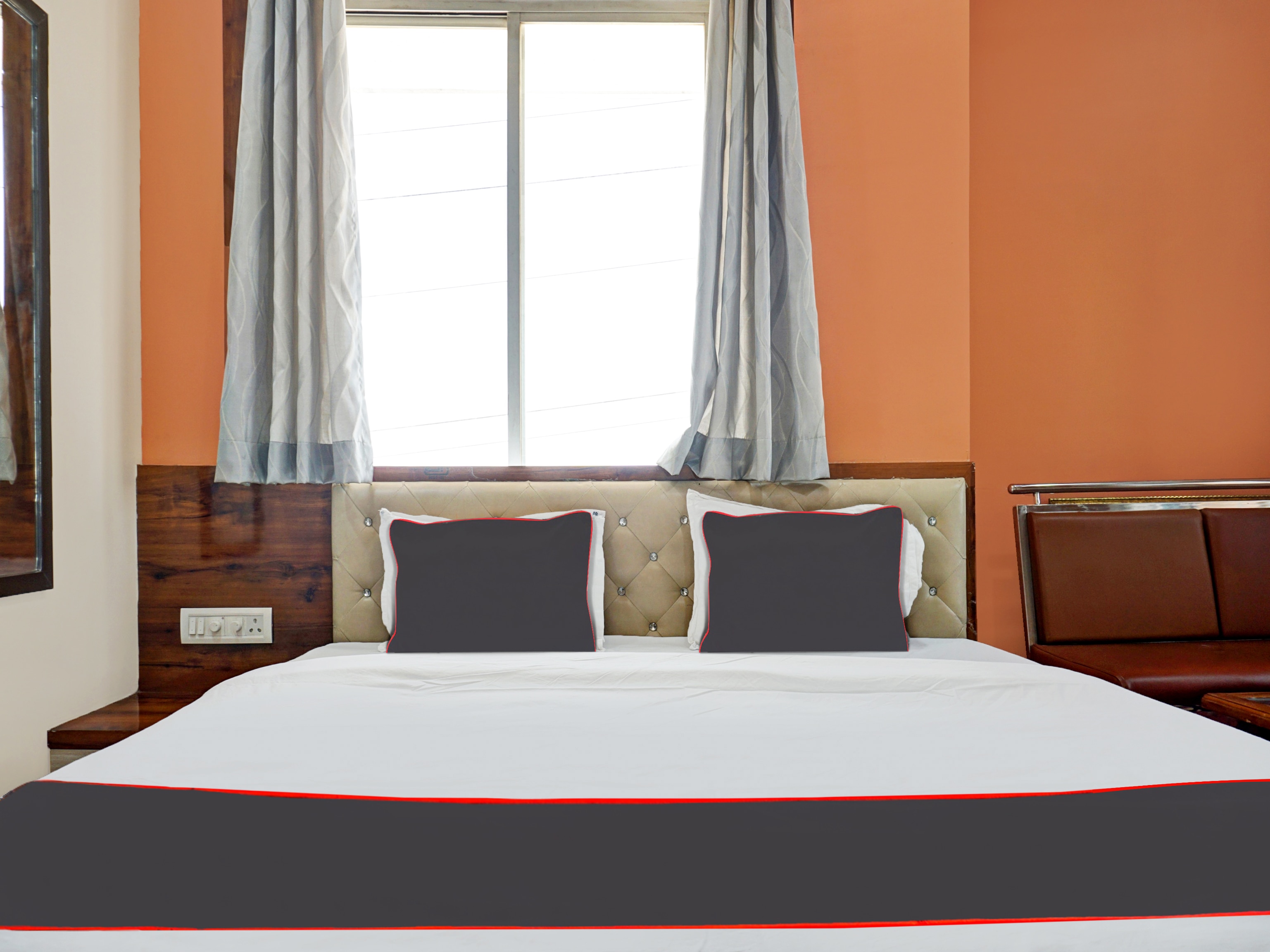 Rooms of Hotel O Panchratna - Hotel in Pune