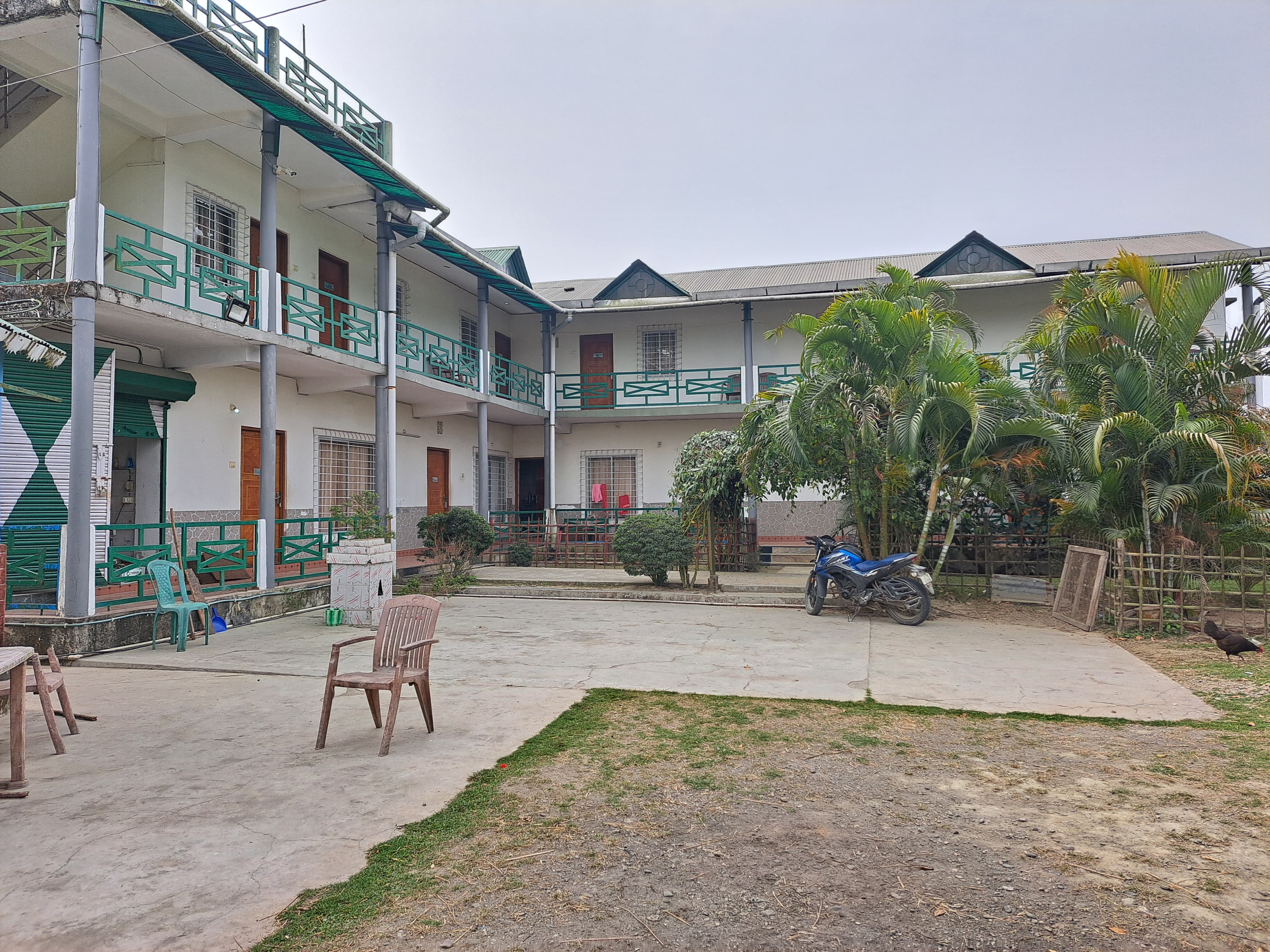 Bonolata Lakeside Homestay by StayApart 𝗕𝗢𝗢𝗞 Alipurduar Farm House