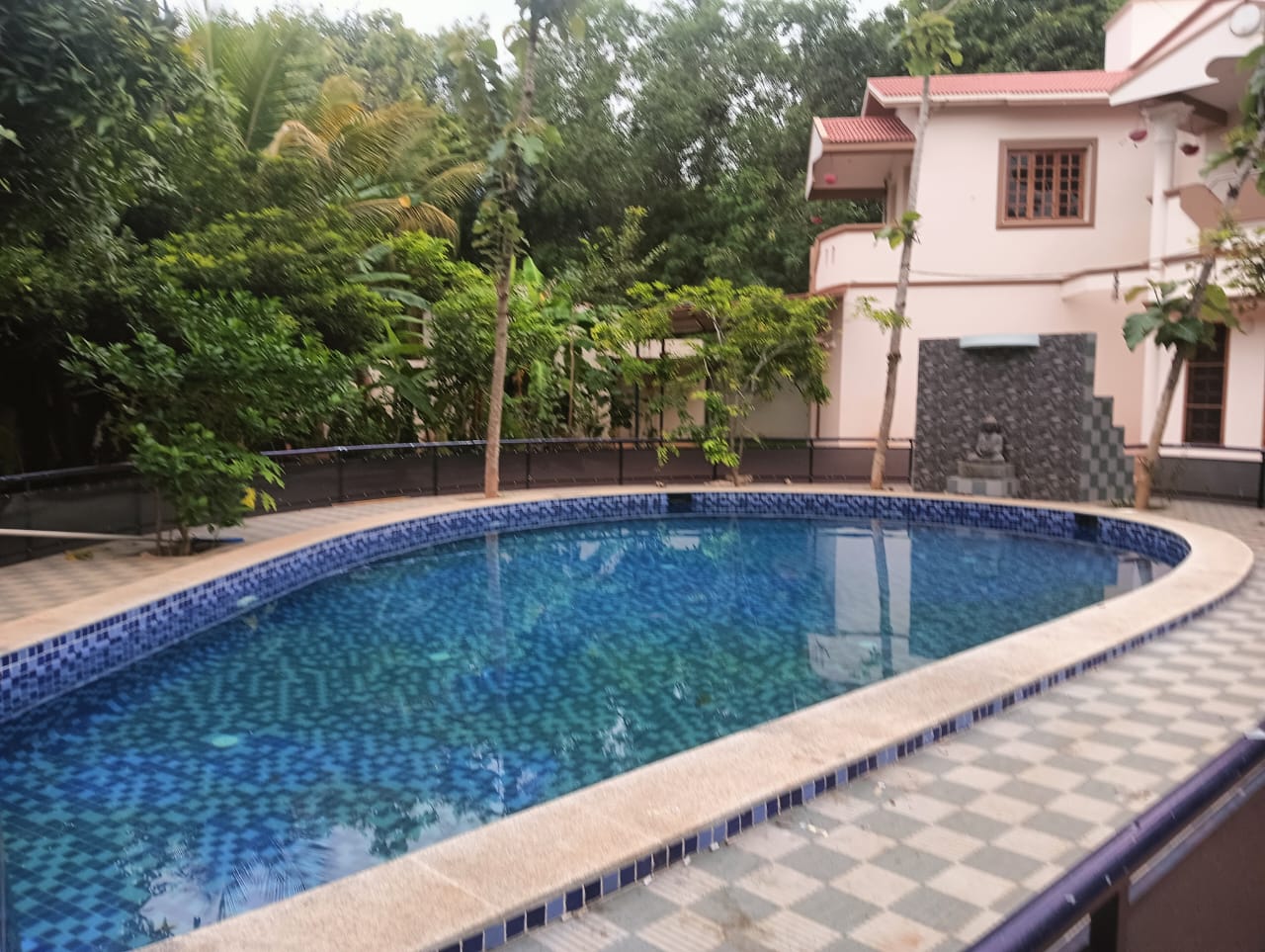 Helios Villa 𝗕𝗢𝗢𝗞 Auroville Villa