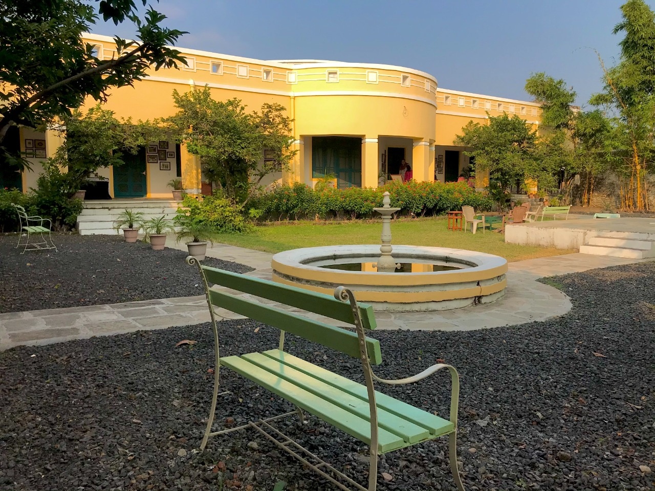 Maangarh, Panched - Ratlam: AM Hotel Kollection 𝗕𝗢𝗢𝗞 Ratlam Hotel