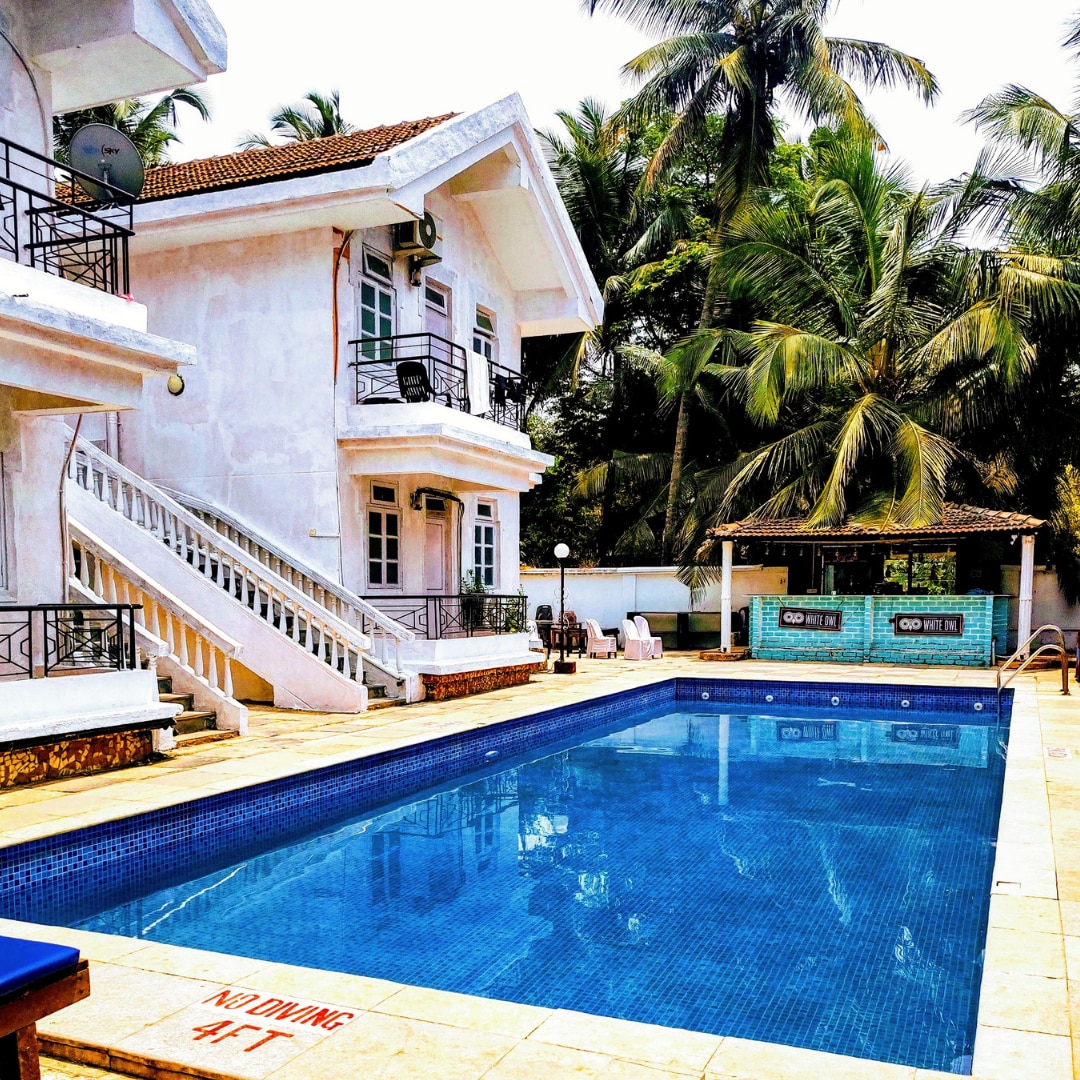 Goan Fiesta Service Apartments | Rooms & Pool 𝗕𝗢𝗢𝗞 Goa Apartment