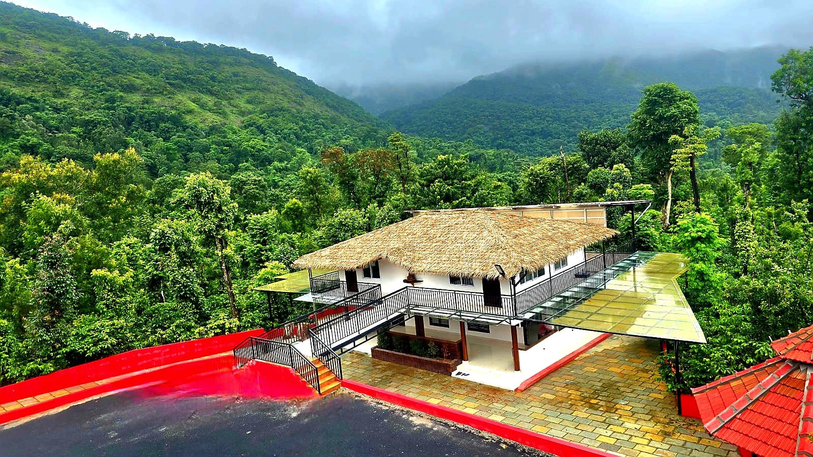 Hermitage 𝗕𝗢𝗢𝗞 Coorg Homestay