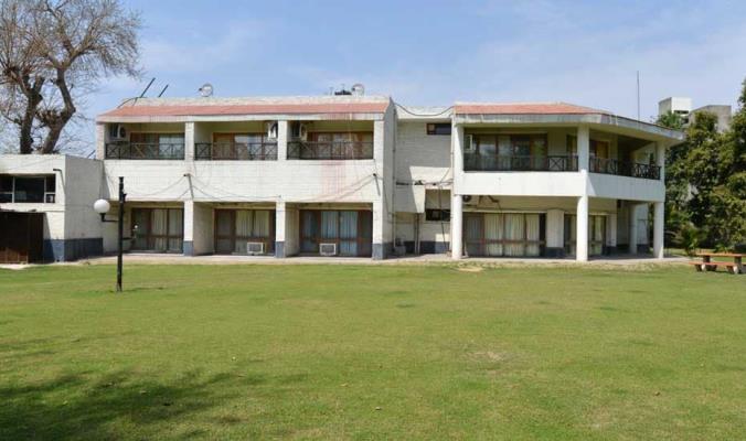 Myna Tourist Resort 𝗕𝗢𝗢𝗞 Rewari Resort