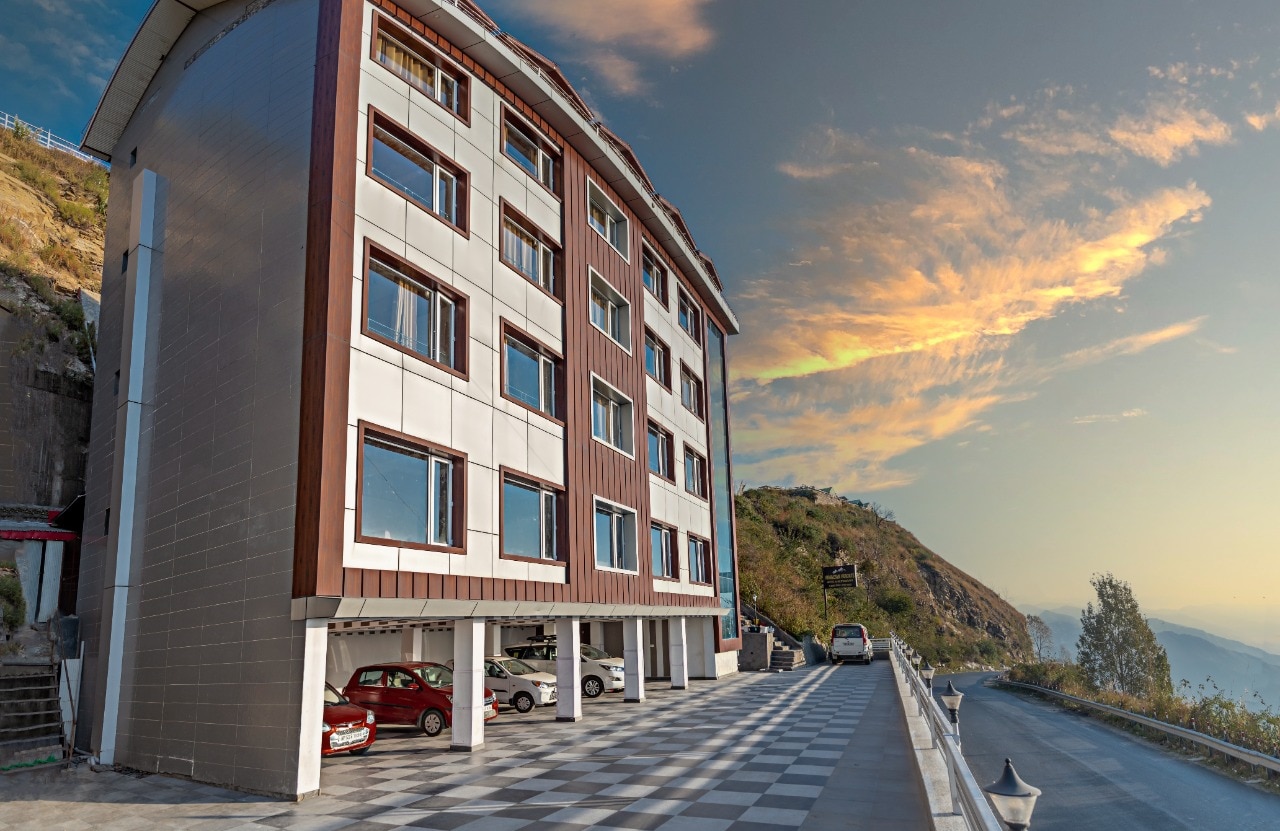 Himalayan Heights Hotel Kufri - Reviews, Photos & Offer