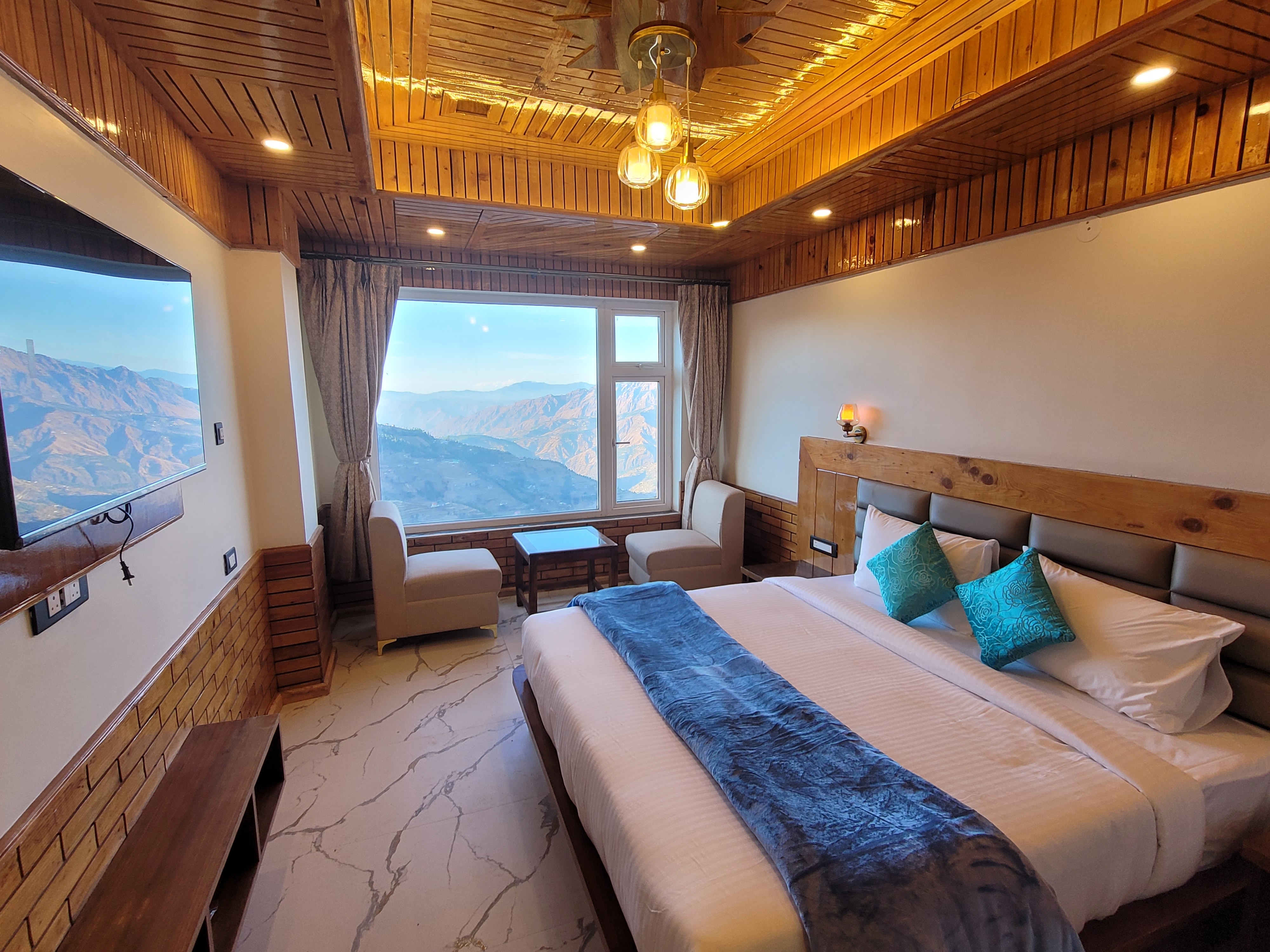Fagu Peaks 𝗕𝗢𝗢𝗞 Kufri Hotel
