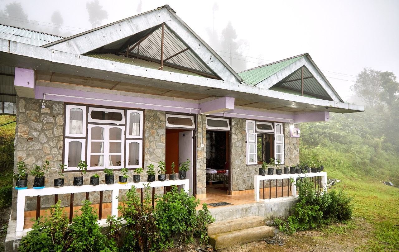Hill Home Stay Mankhim. 𝗕𝗢𝗢𝗞 Aritar Homestay