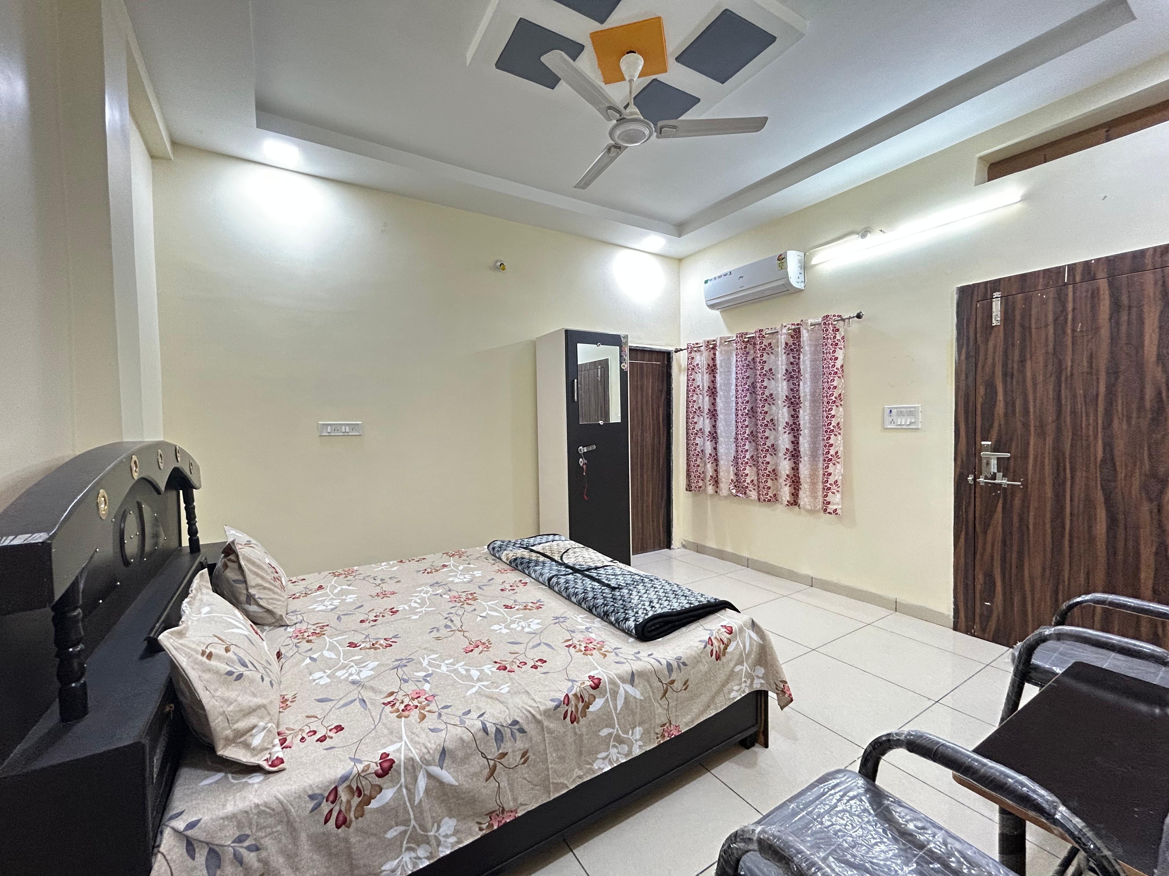 Shri somaay homestay 𝗕𝗢𝗢𝗞 Ujjain Homestay