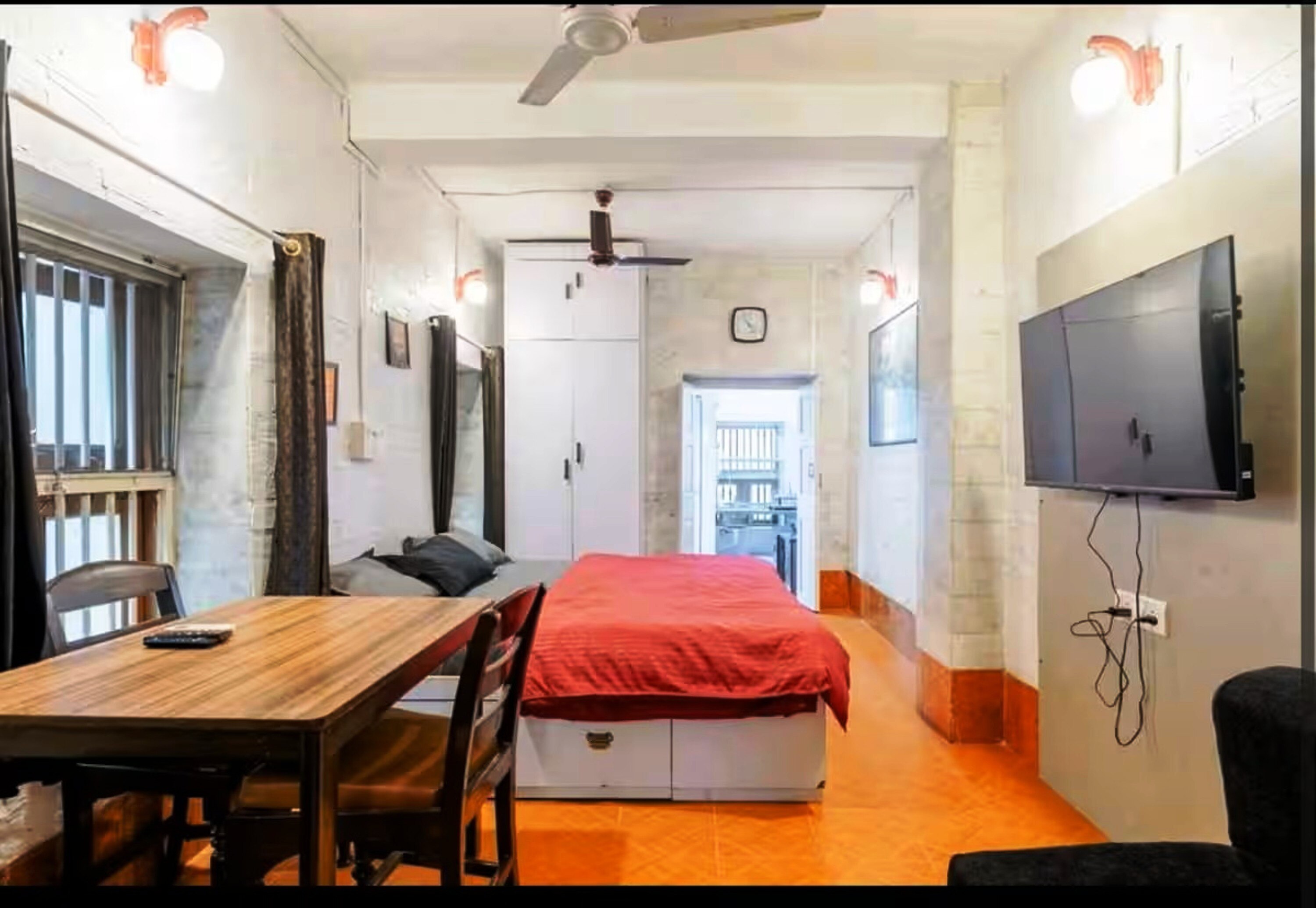 Budget Cottage Studio on Pali Mala Road Bandra 𝗕𝗢𝗢𝗞 Mumbai Apartment