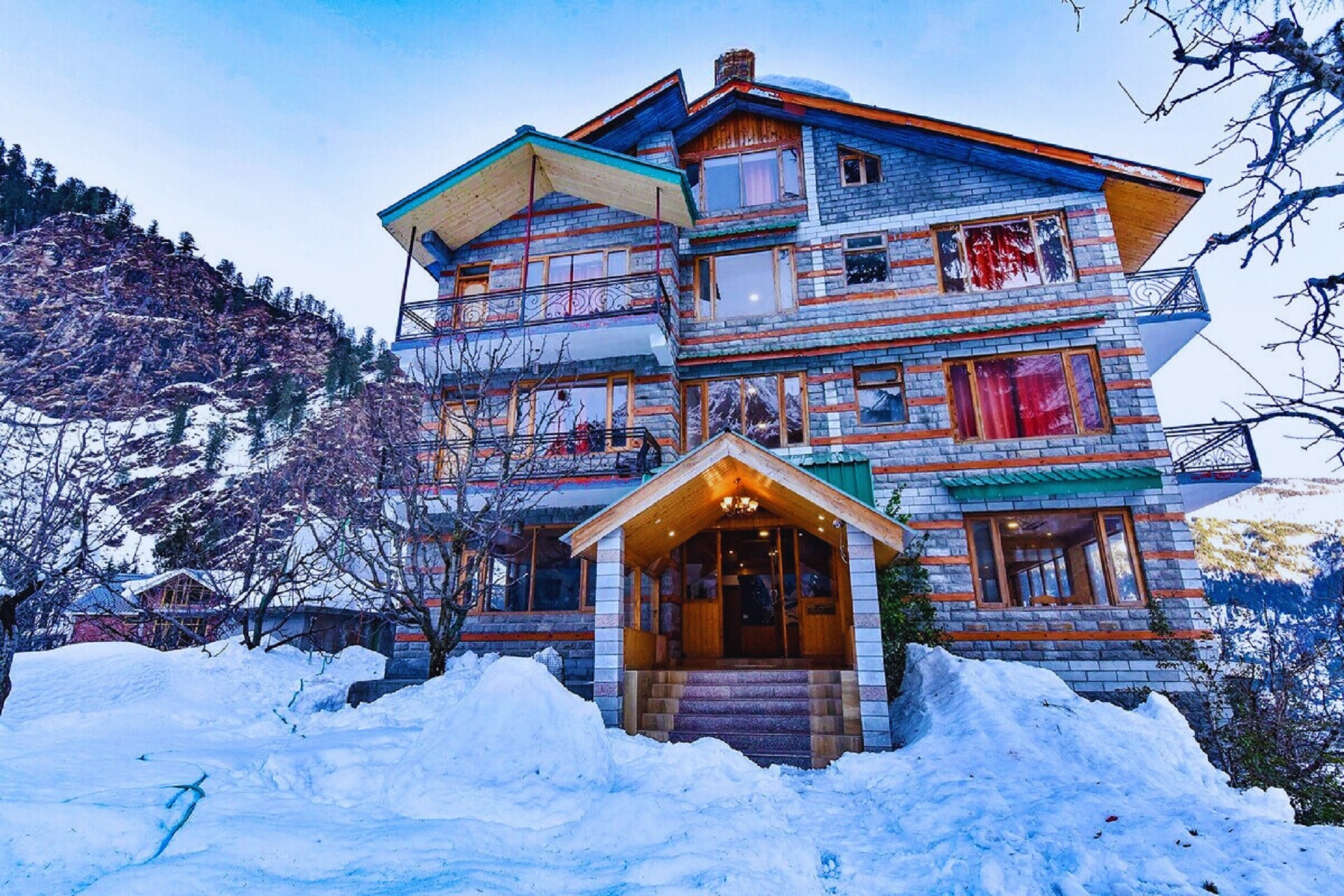 Photos of Sky One Ski - Resort in Manali