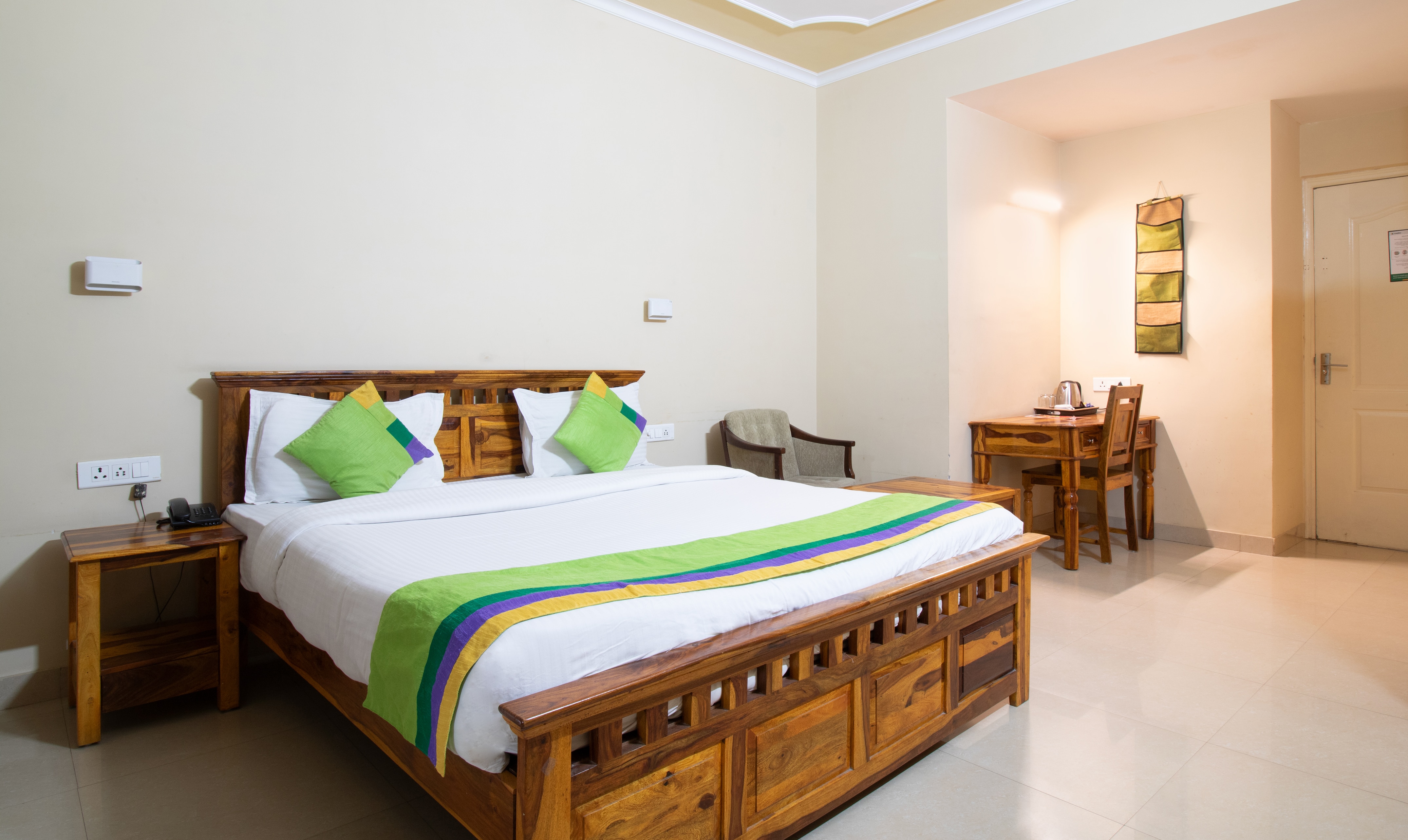 Treebo The Anchorage Malviya Nagar 𝗕𝗢𝗢𝗞 Jaipur Hotel