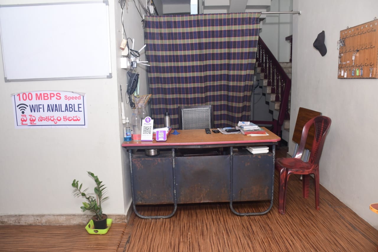 Rooms of KONASEEMA LODGE - Lodge in Kottapeta