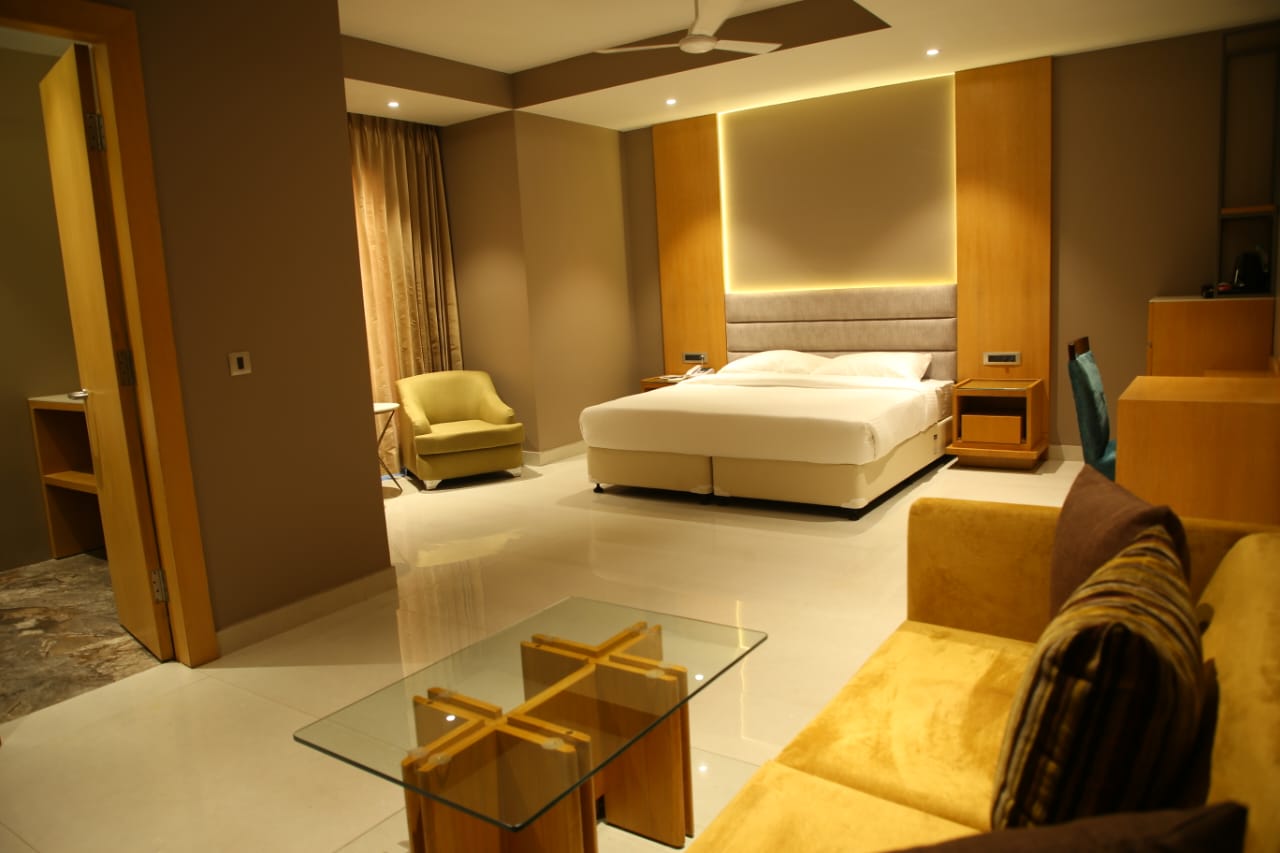 Raj Hotel Suite