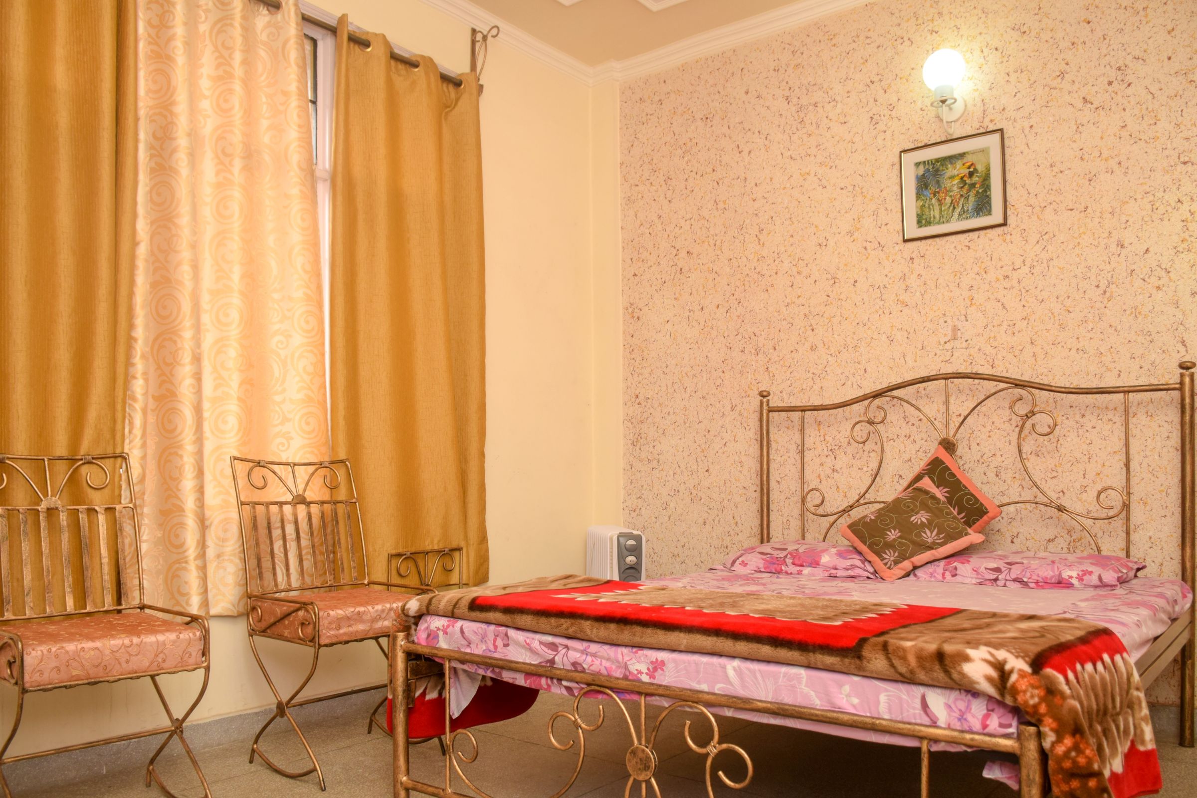 Shimla Valley View 𝗕𝗢𝗢𝗞 Kandaghat Apartment
