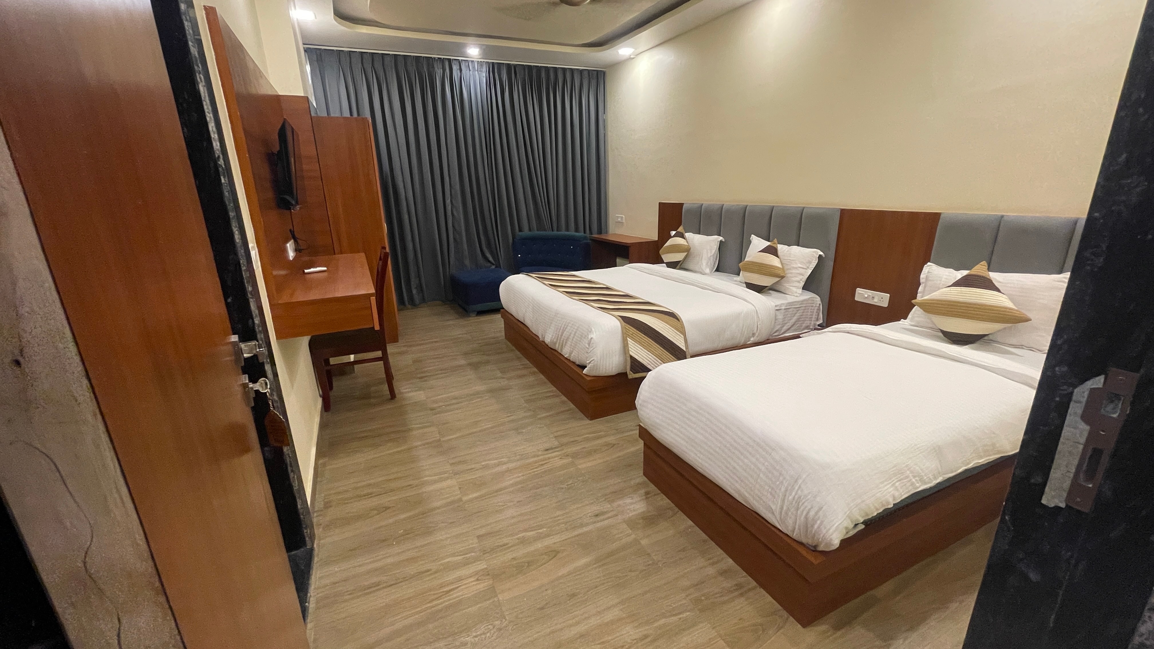 pushkar mountain valley 𝗕𝗢𝗢𝗞 Pushkar Homestay