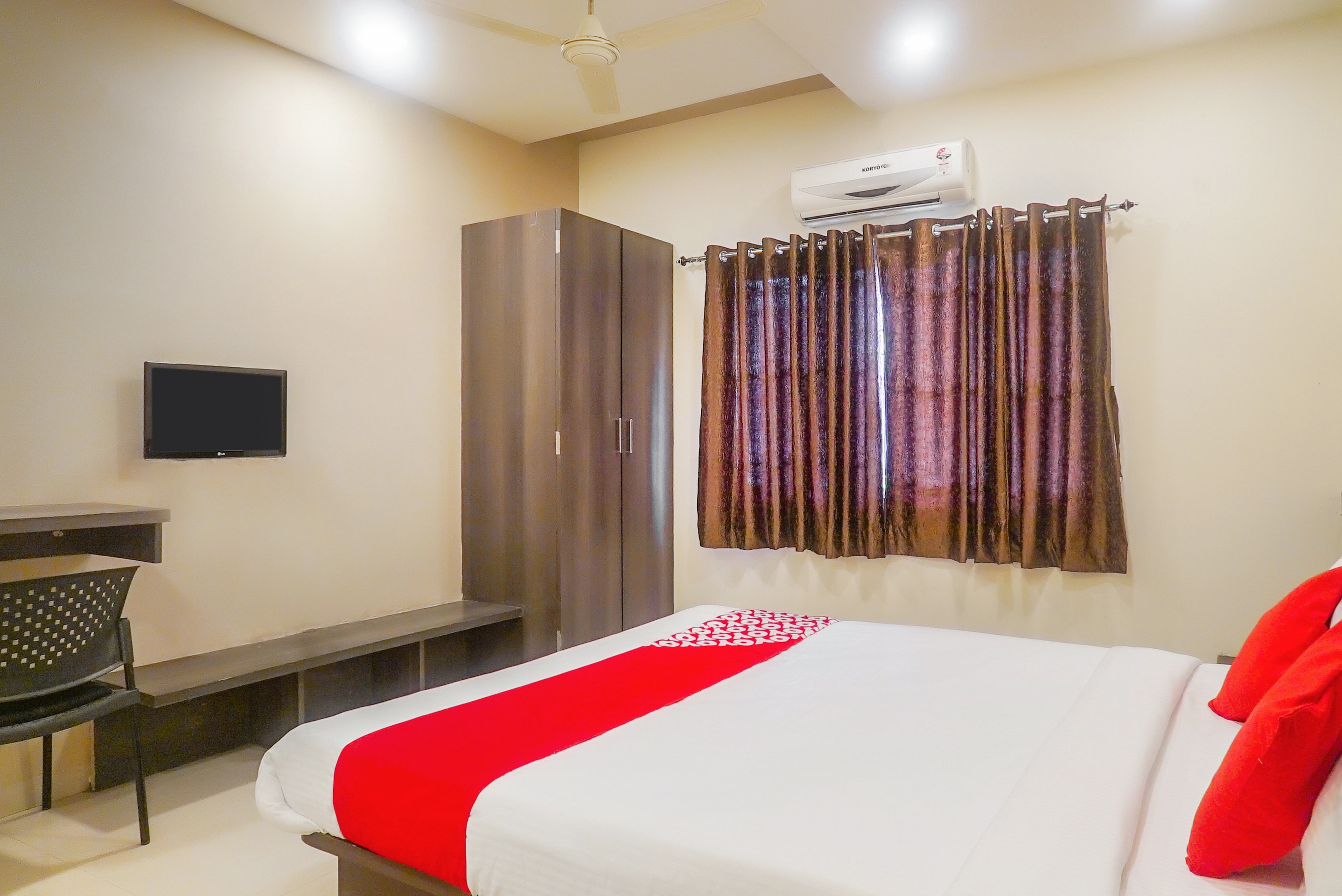 Hotel O Paradise Inn Talegaon Dabhade 𝗕𝗢𝗢𝗞 Wadgaon Hotel
