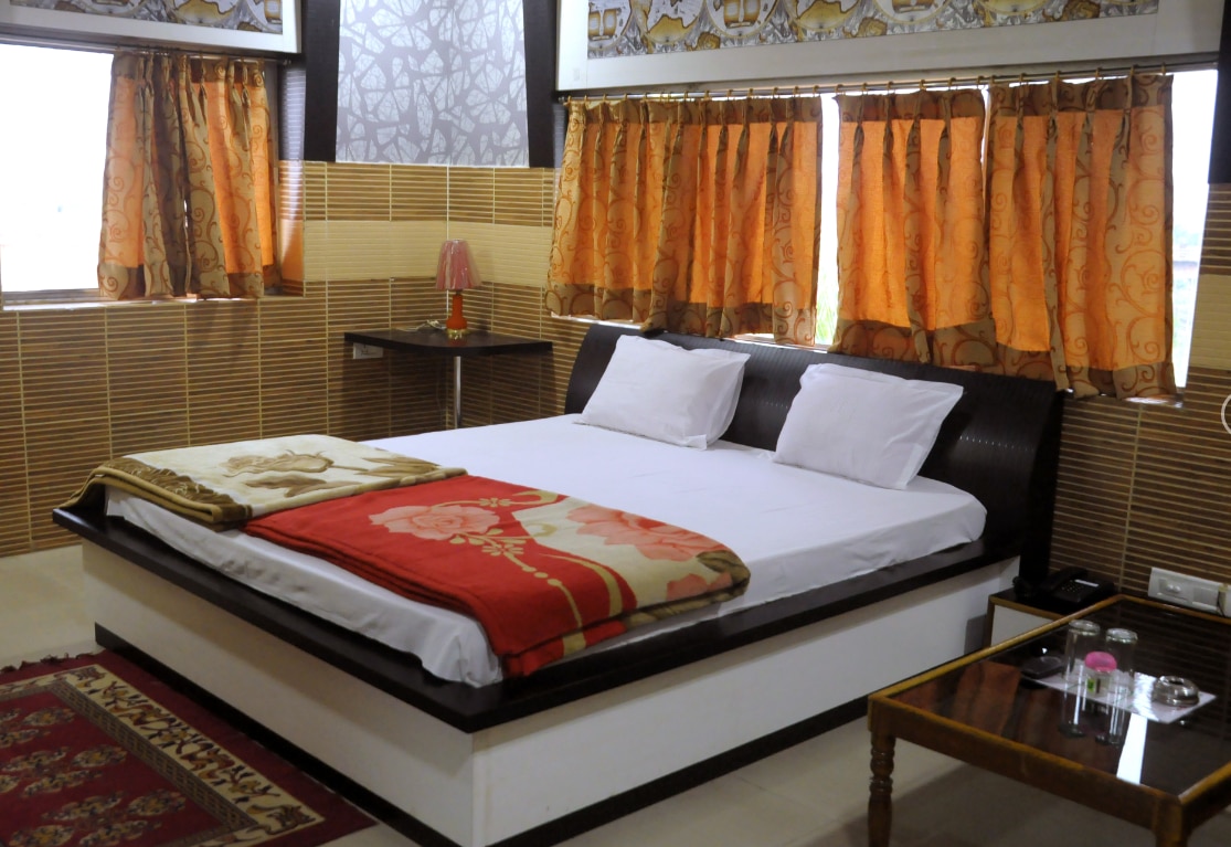 Hotel Vimsen Palace 𝗕𝗢𝗢𝗞 Jajpur Hotel