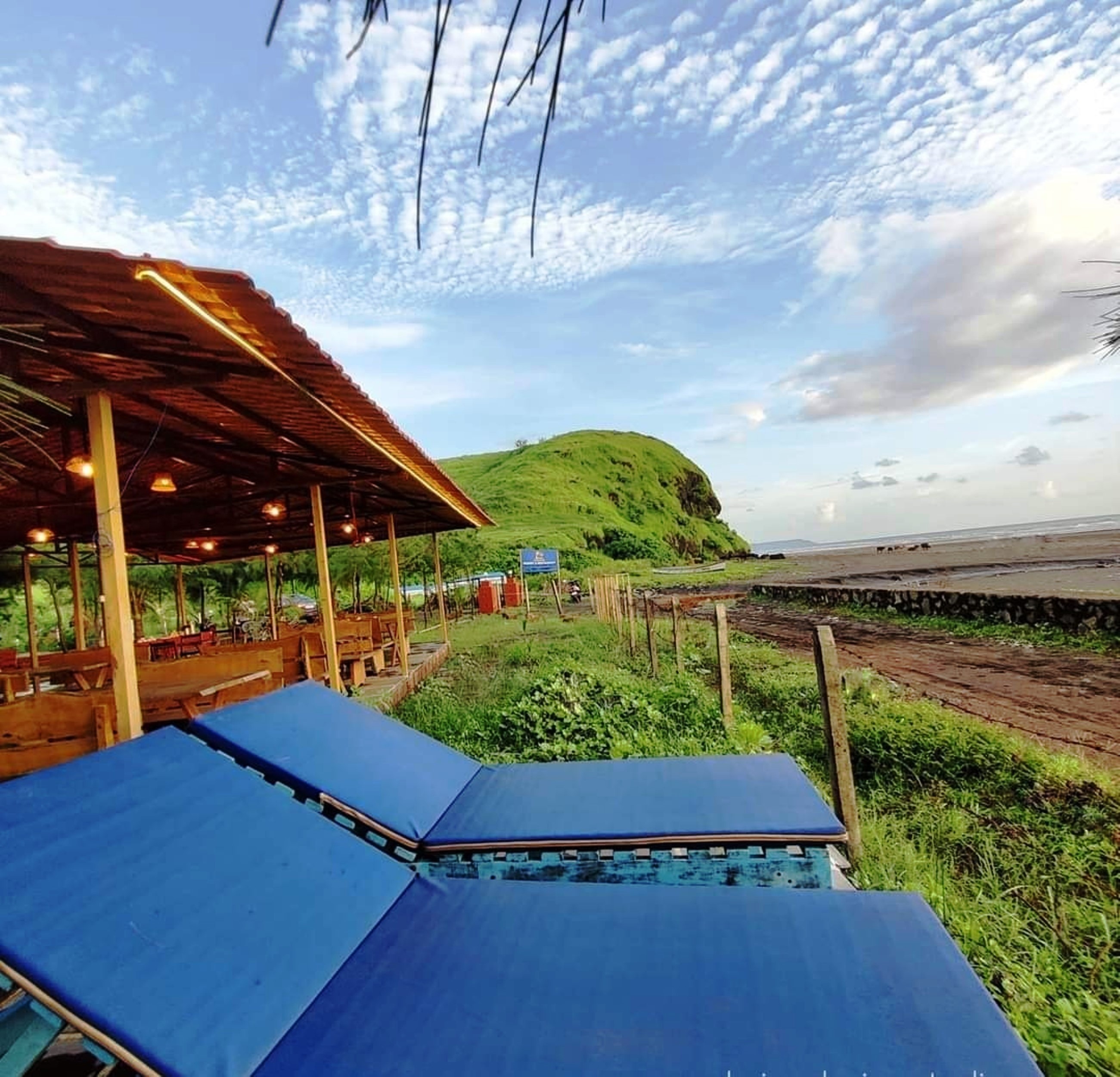 KonkanTrip Beach Resort 𝗕𝗢𝗢𝗞 Dapoli Homestay