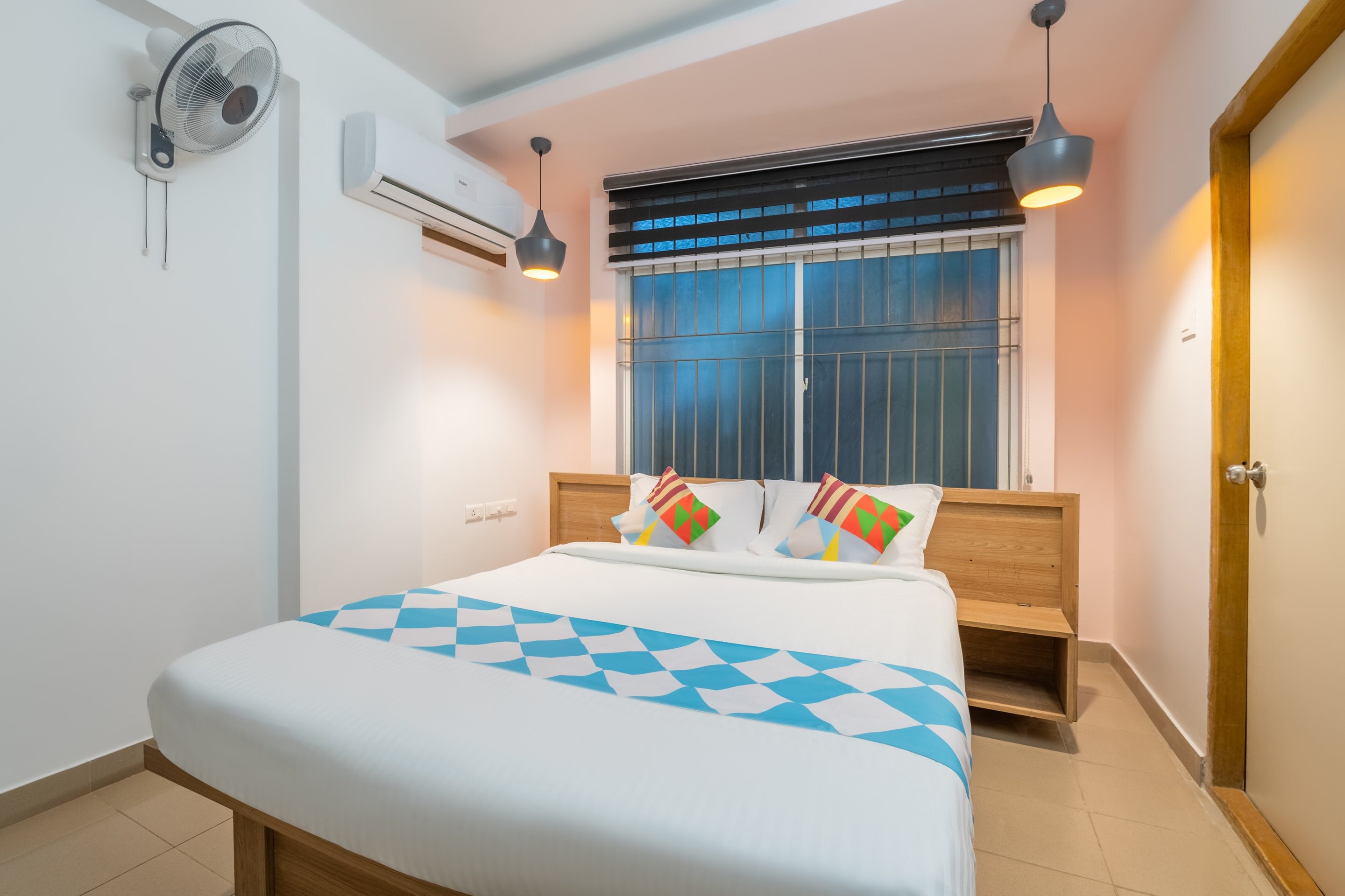 Hotel O DELAMAR 𝗕𝗢𝗢𝗞 Calicut (Kozhikode) Hotel