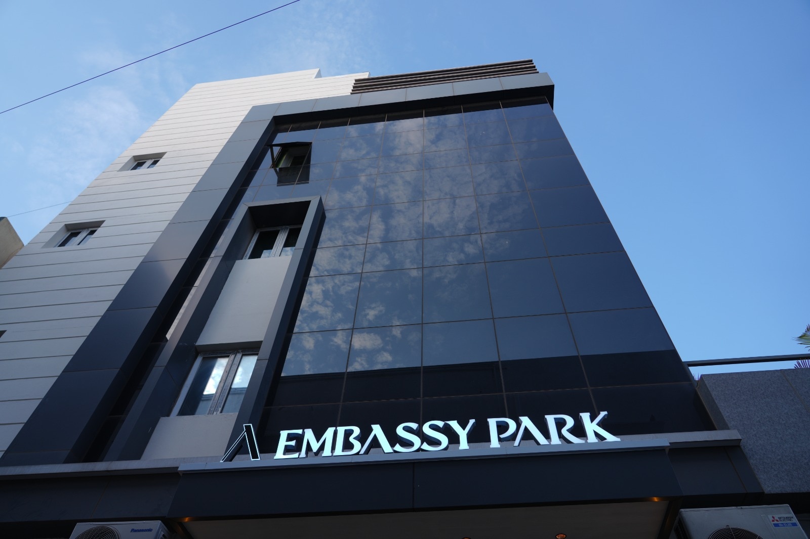 EMBASSY PARK RESIDENCY ( Near US counsulate, Apollo hospital ...