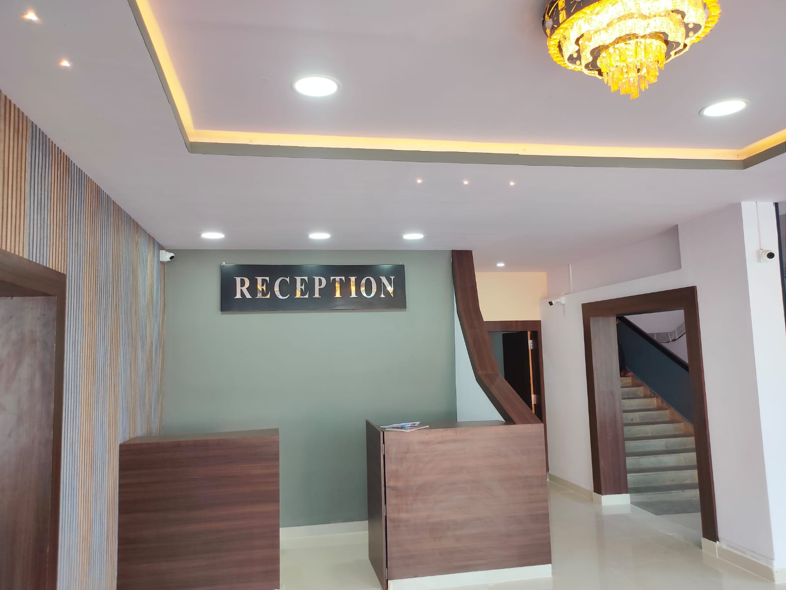 Hotel Sandhya 𝗕𝗢𝗢𝗞 Jeypore Hotel