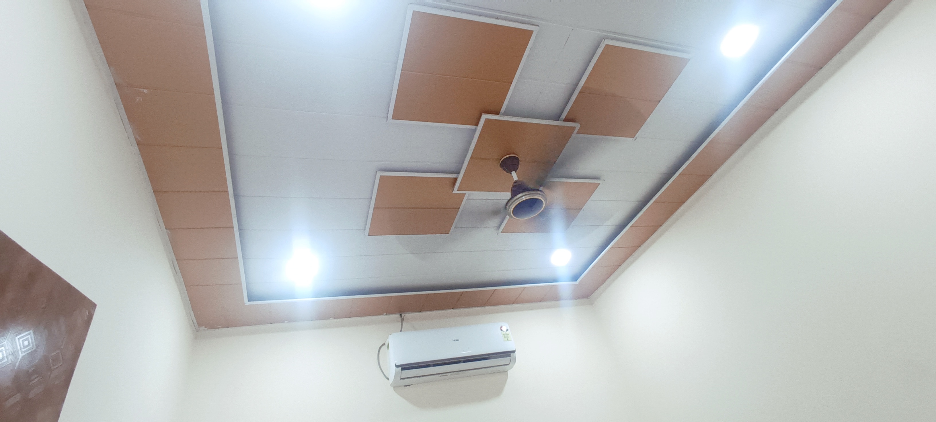 Address of Red Rose Hotel on Goibibo