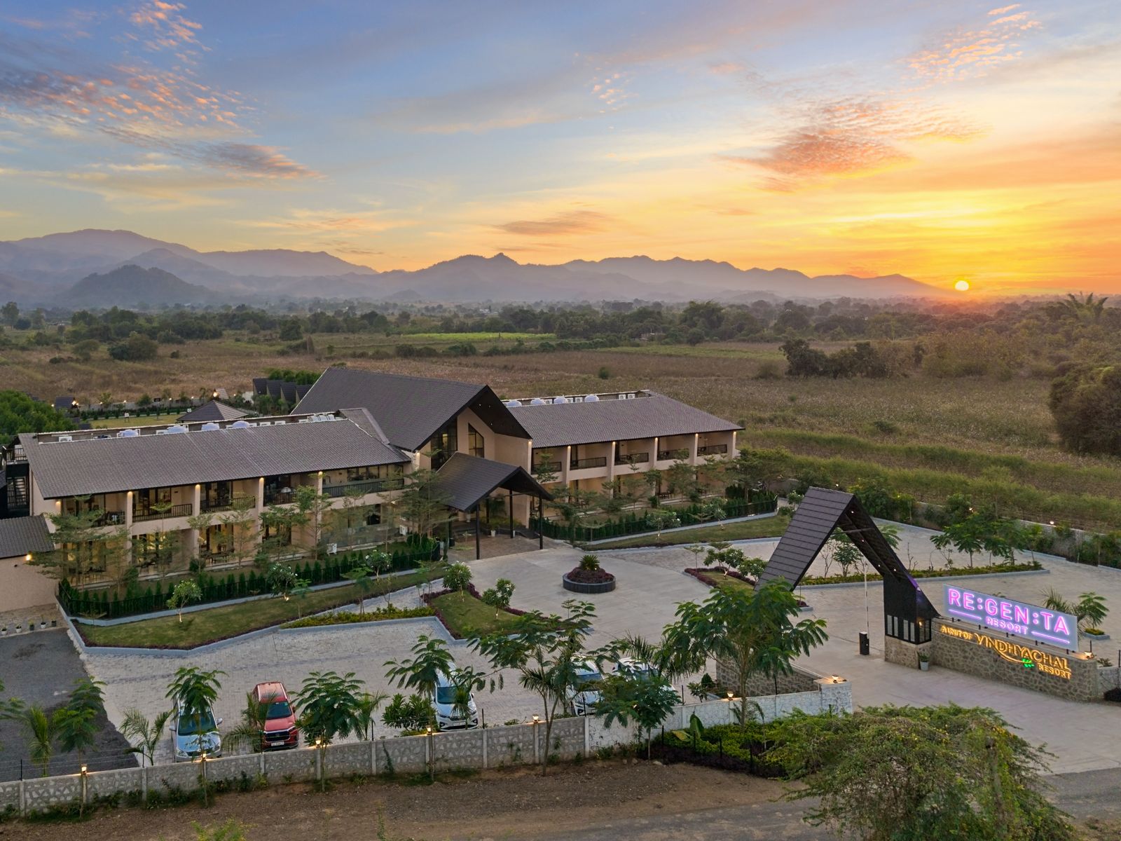 Regenta Resort Vindhyachal, Statue of Unity 𝗕𝗢𝗢𝗞 Rajpipla Resort