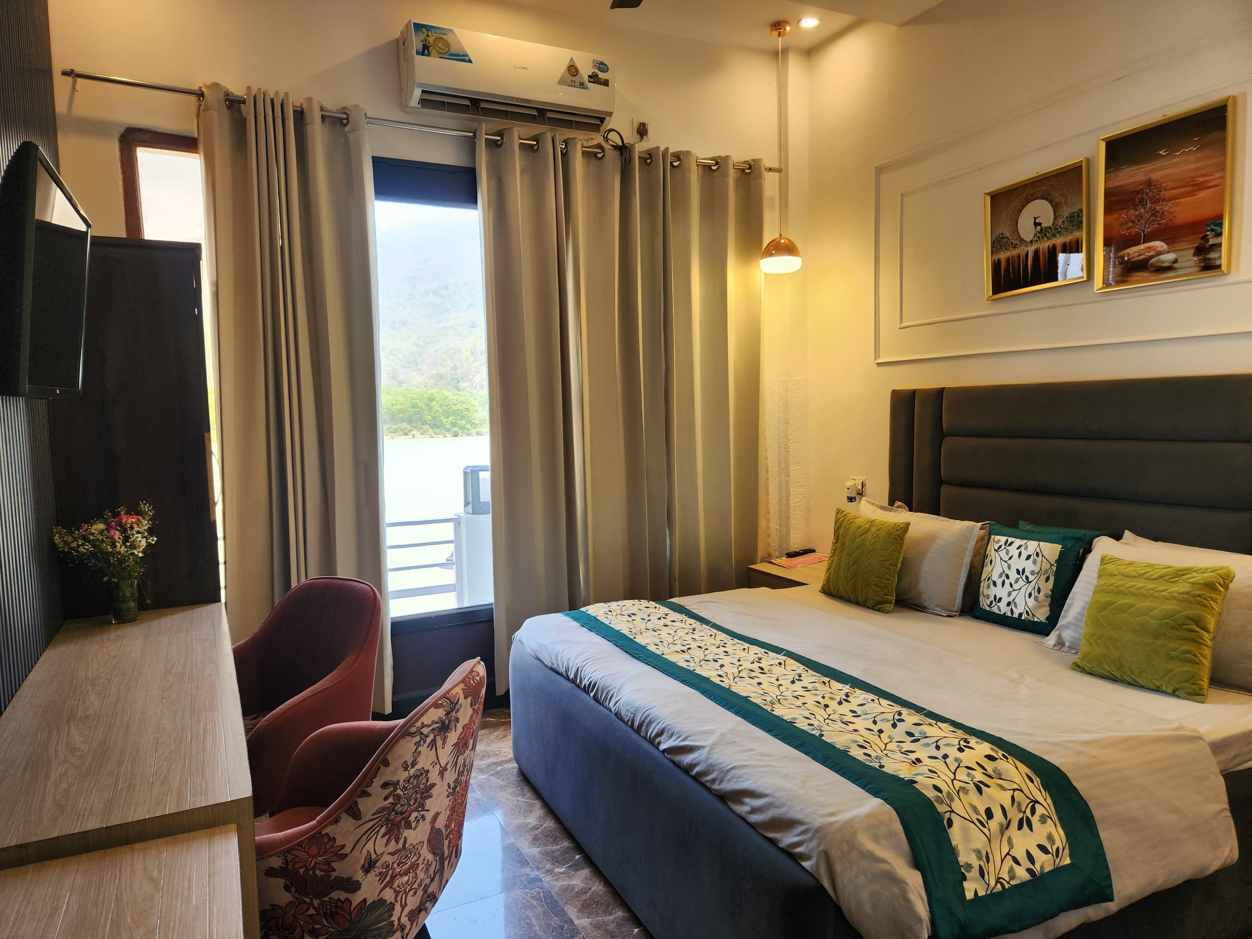 Ganga River The Homestay | On The Ganges By GRR 𝗕𝗢𝗢𝗞 Rishikesh Homestay