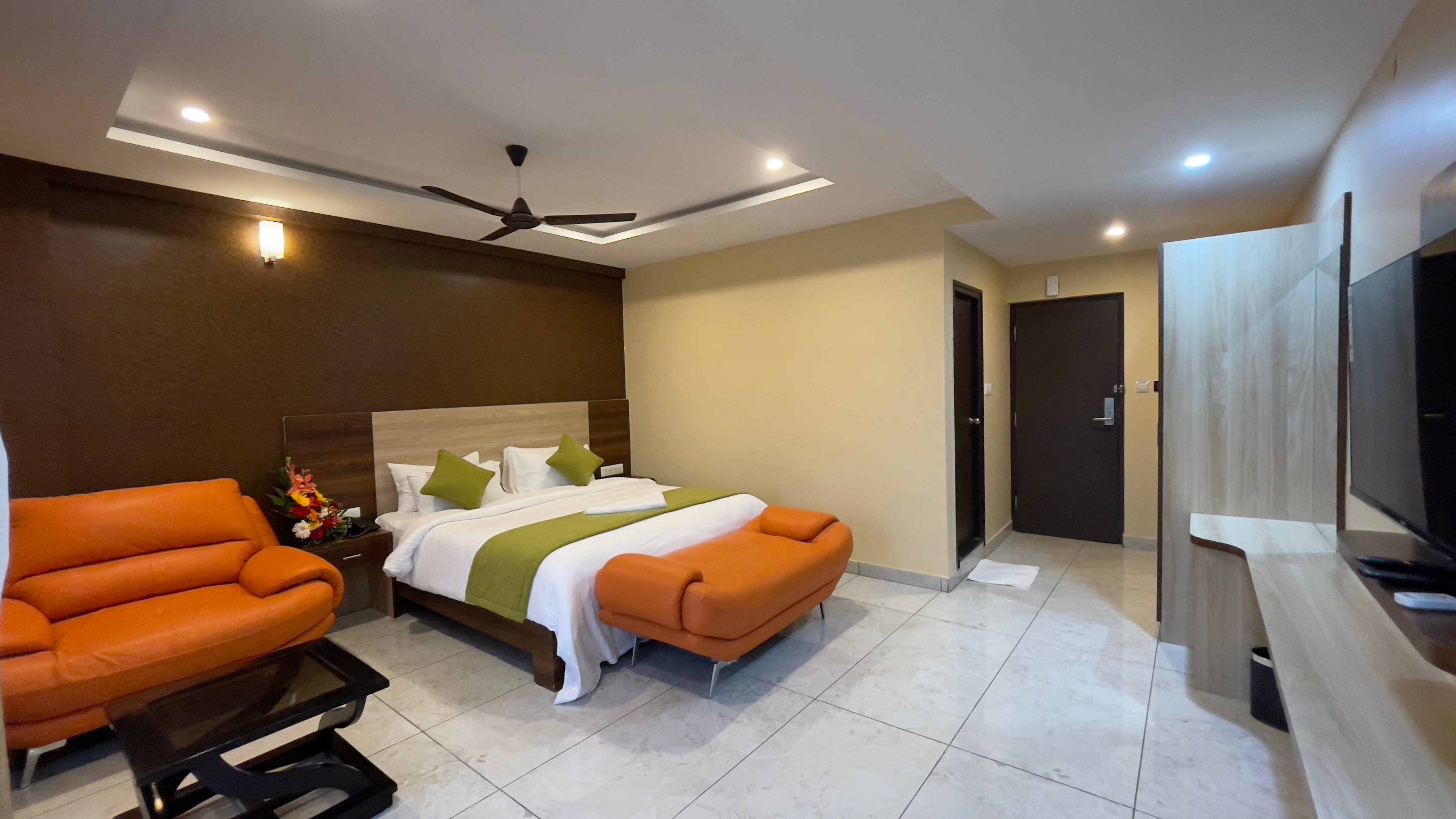 Hotel Kino Tree (formerly known as Hotel Banyan Tree) 𝗕𝗢𝗢𝗞 Bangalore Hotel